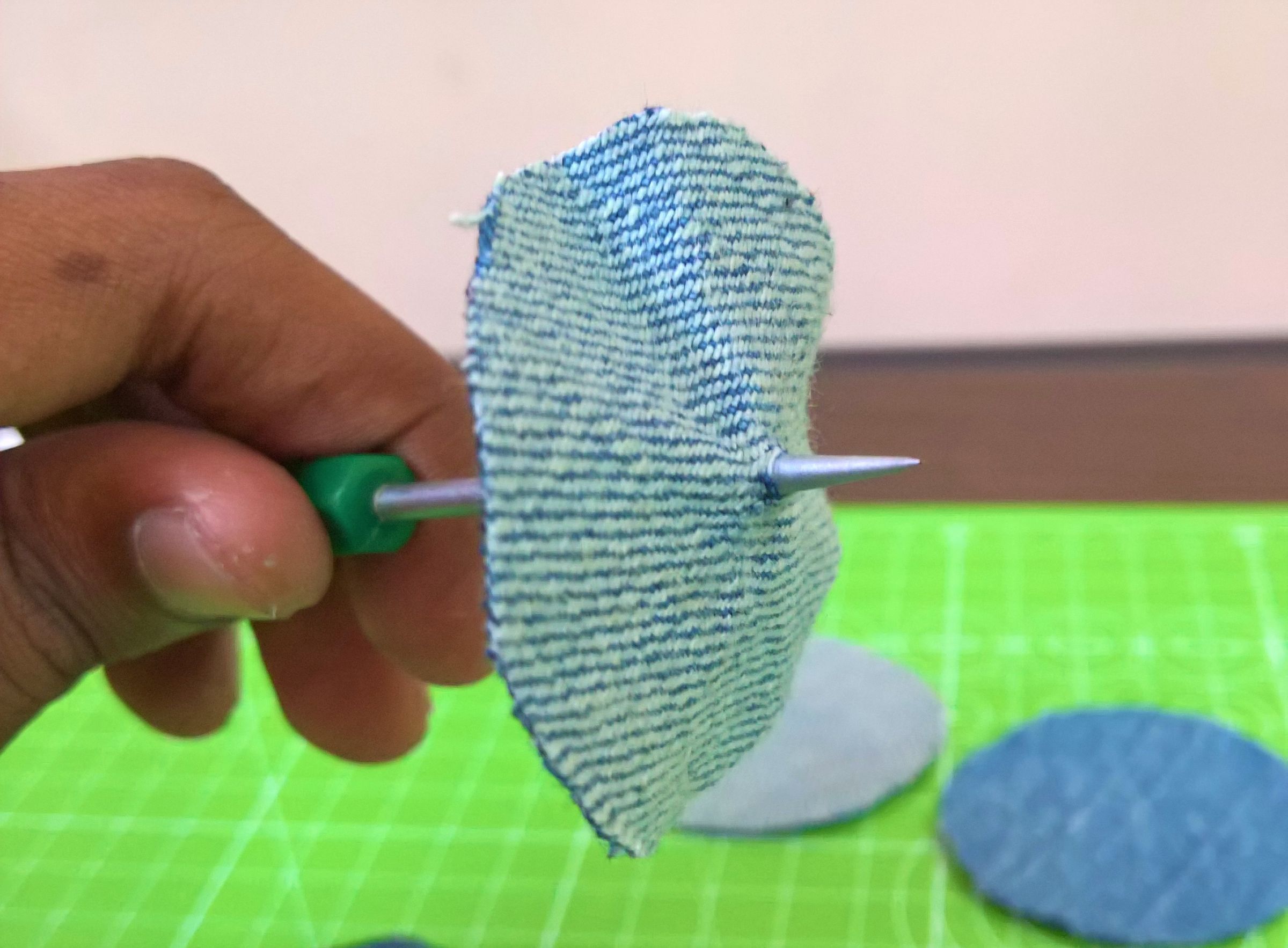 Poor Man's Buffing Wheel : 5 Steps (with Pictures) - Instructables