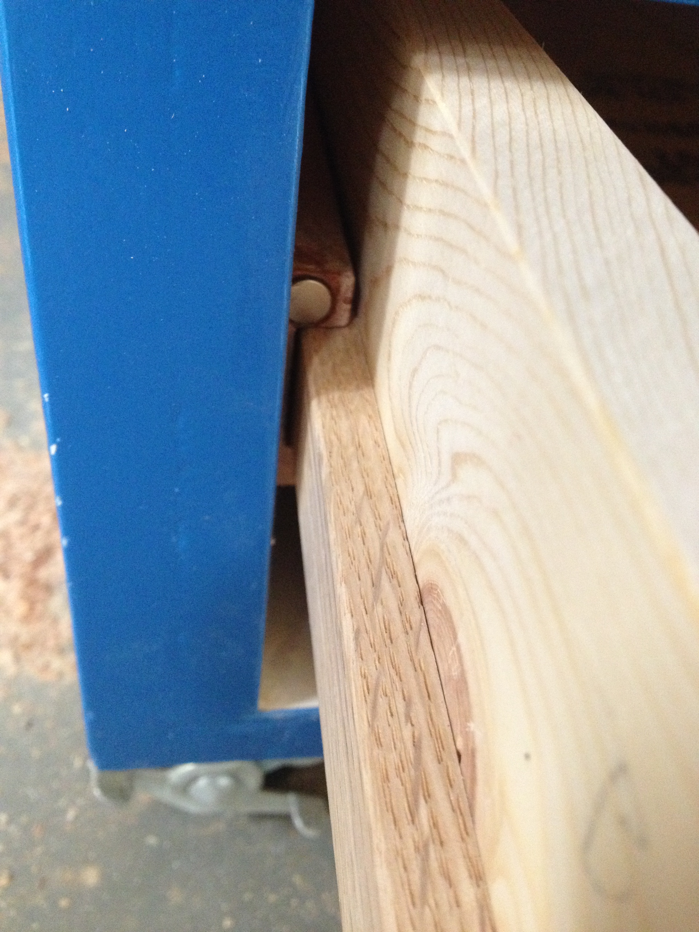 The Coolest Two-way Drawer Slides : 7 Steps - Instructables