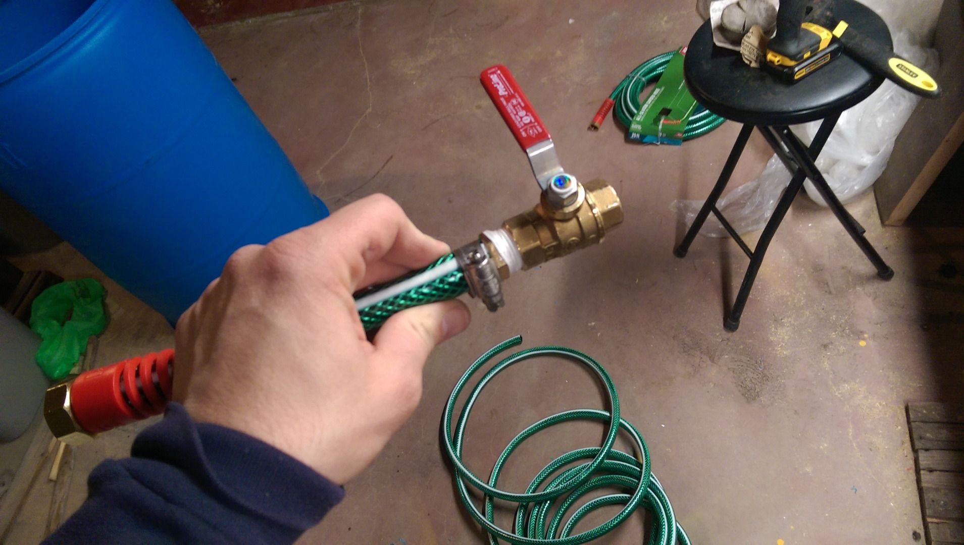 Automatic Hog Waterer : 10 Steps - Instructables