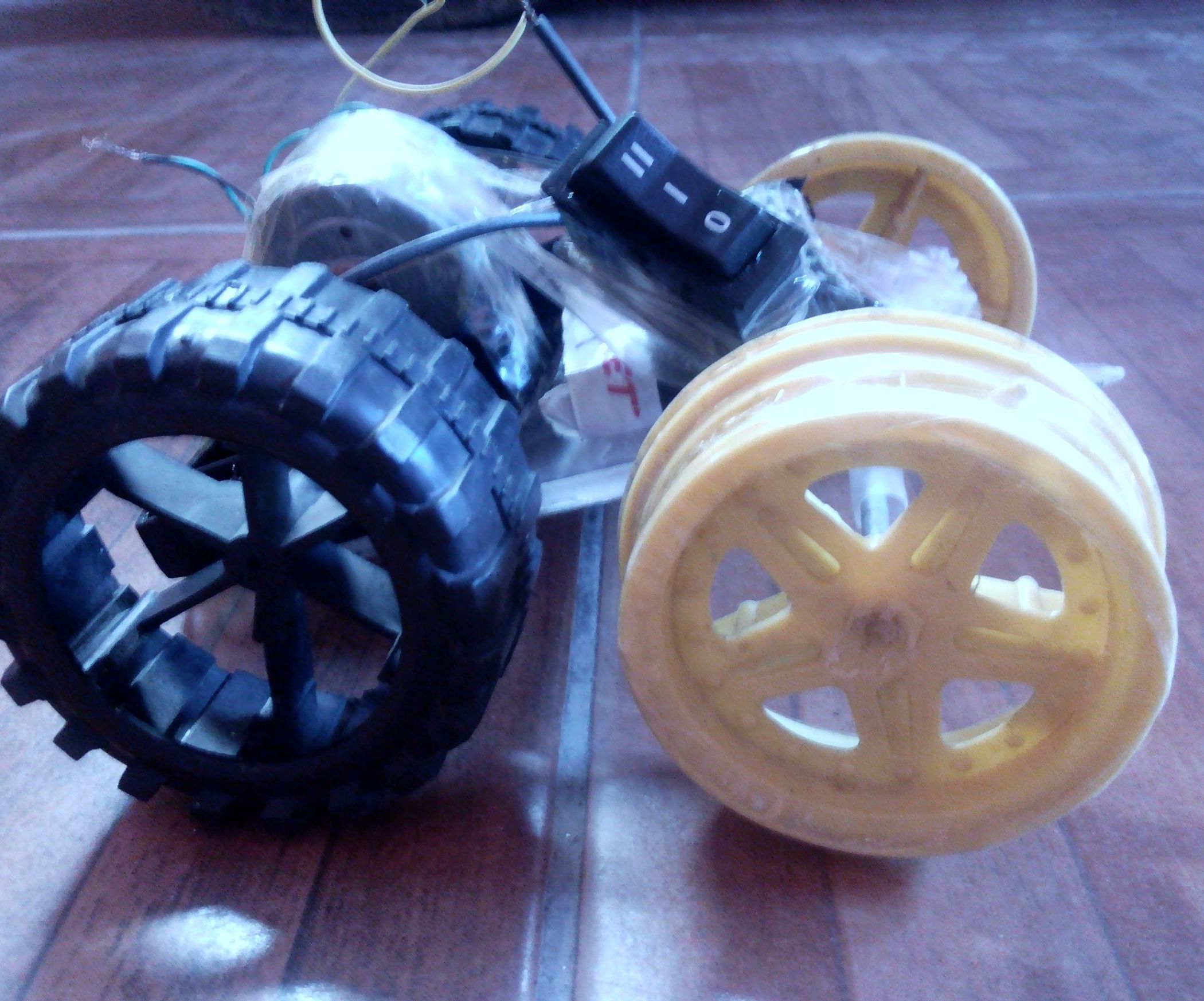 Diy 2wd Off Road Mini Electric Car : 8 Steps - Instructables