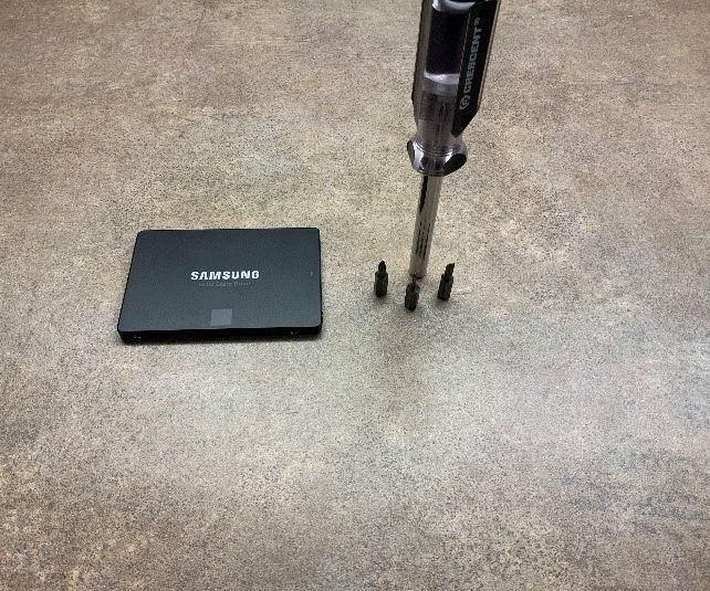 How to Change Your Hard Drive on Your Asus Notebook PC : 4 Steps ...