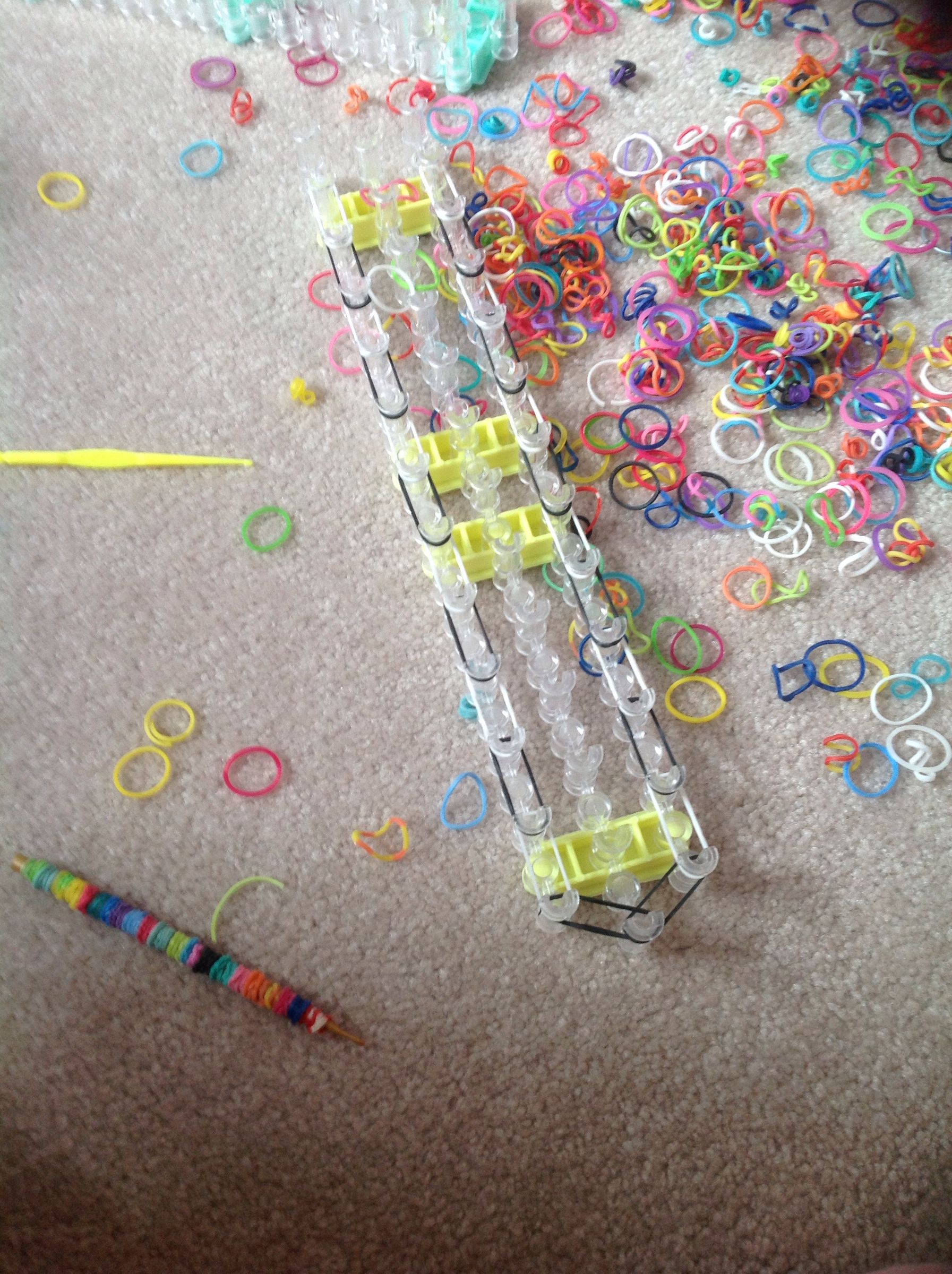 Rainbow Loom Ladder : 9 Steps (with Pictures) - Instructables