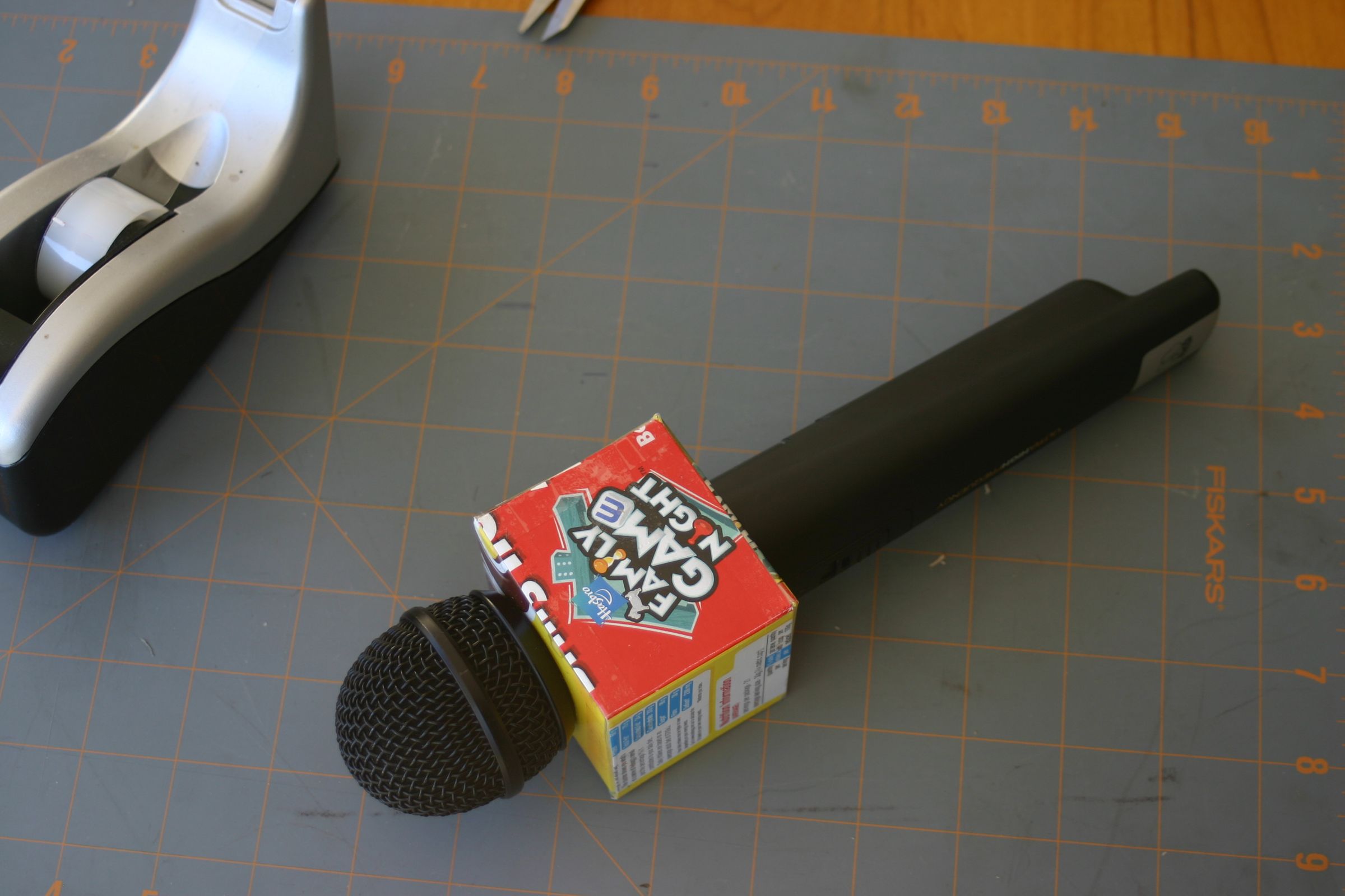 Microphone Flag : 9 Steps - Instructables