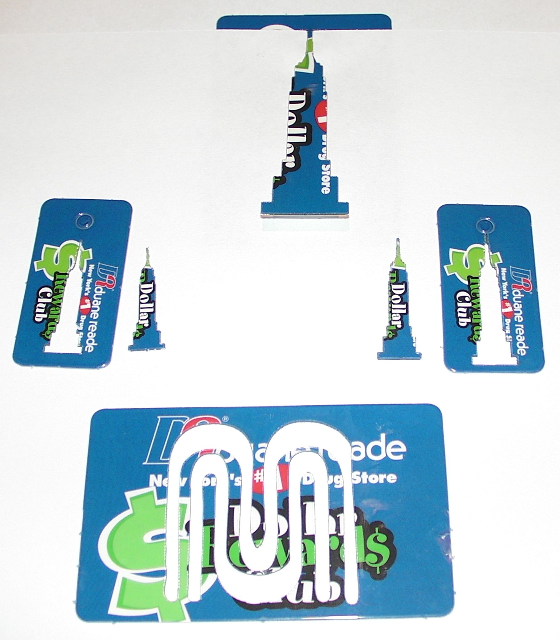 Plastic Paper Clips From Recycled Gift Cards : 5 Steps (with Pictures ...