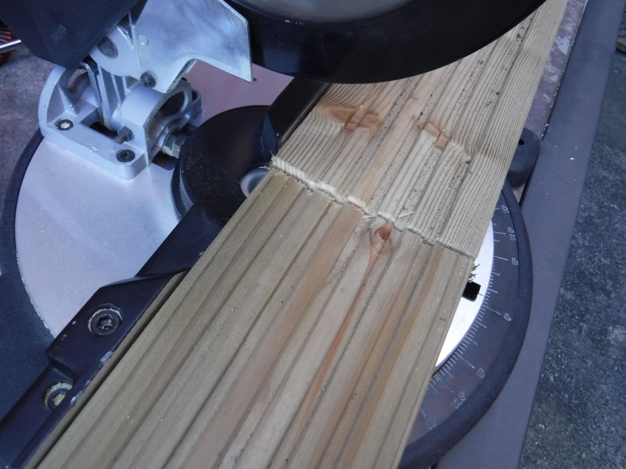 Wood Raised Plant Bed : 12 Steps (with Pictures) - Instructables
