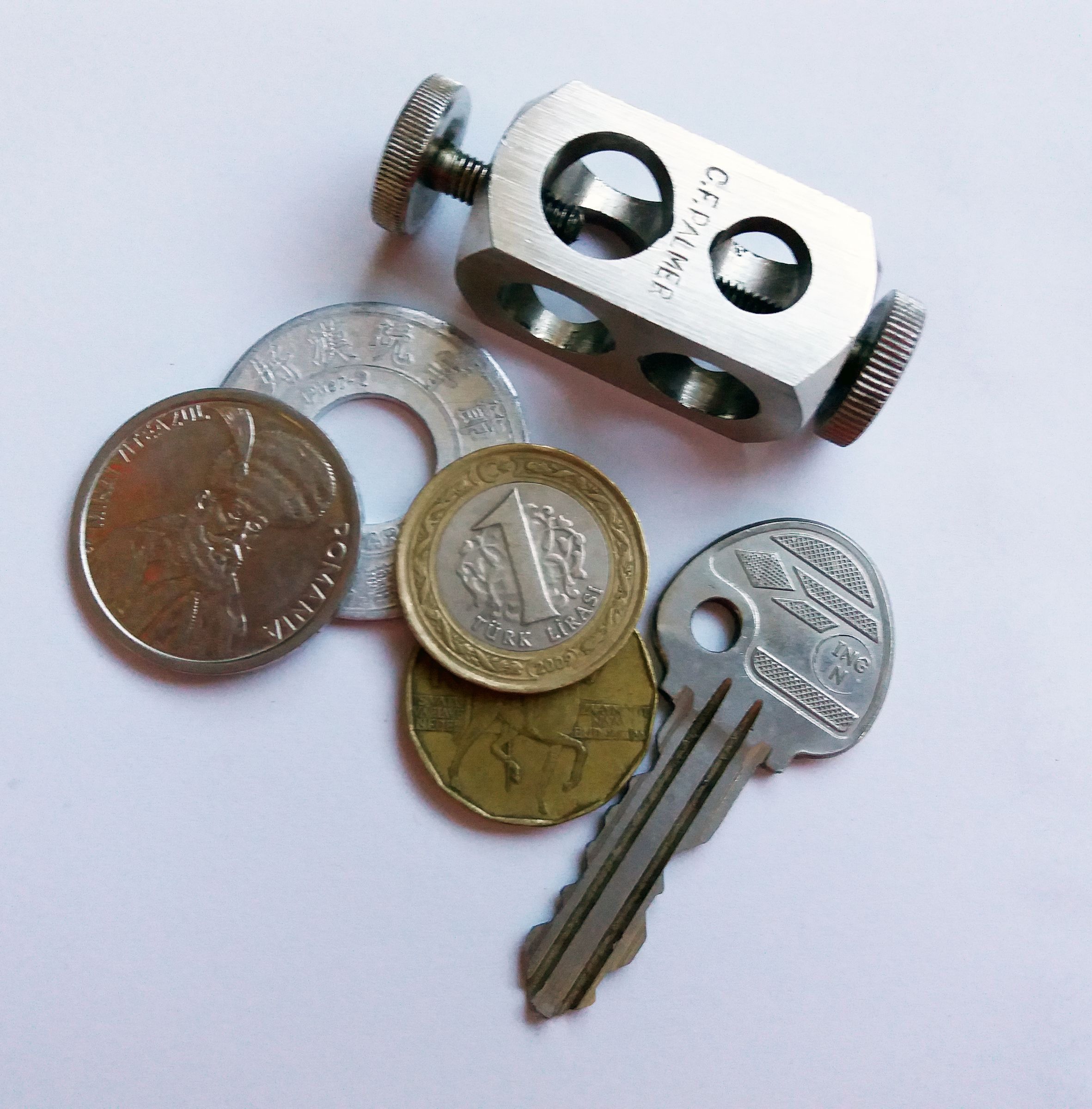 Making Holograms #phablabs : 11 Steps (with Pictures) - Instructables