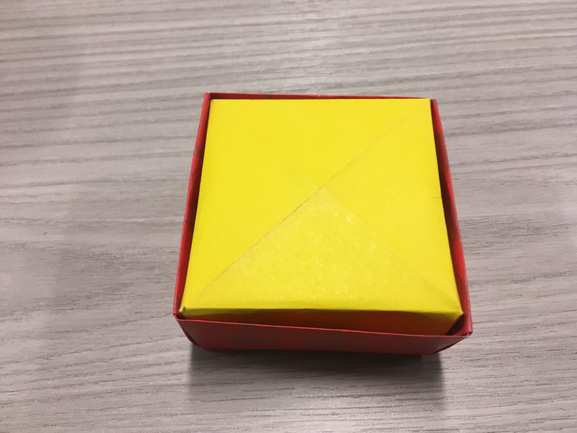 Folding an Origami Gift Box With Lid : 13 Steps - Instructables