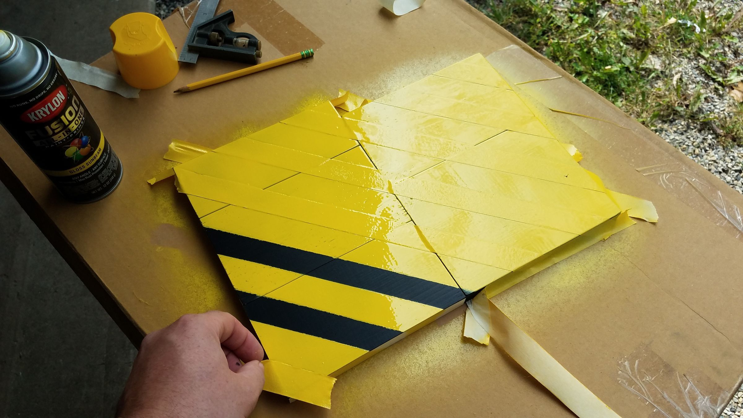 DIY Classroom Stoplight (Noise Management Tool) : 12 Steps (with ...