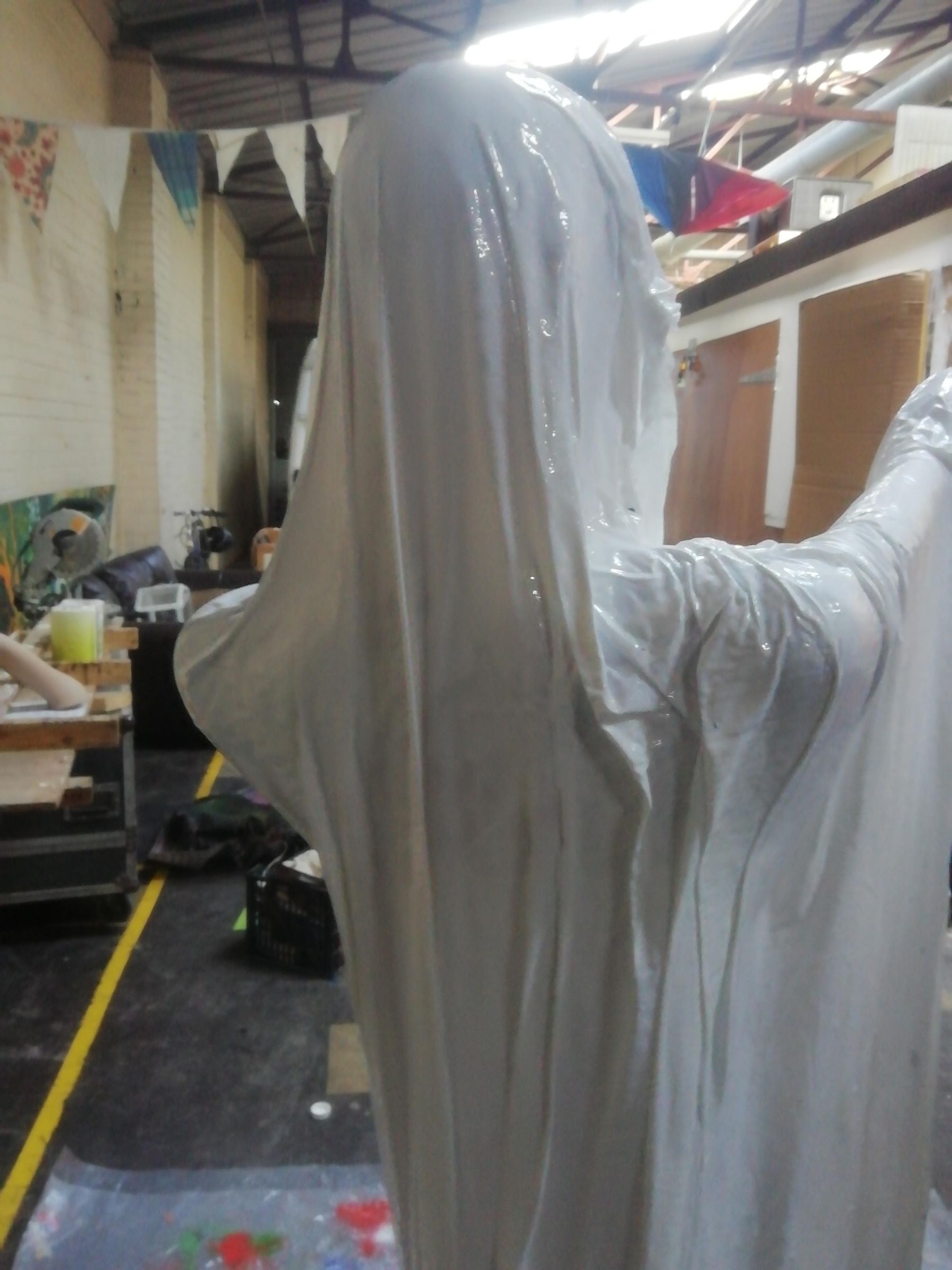 Life Size Glow in the Dark Cloth Ghost : 6 Steps - Instructables