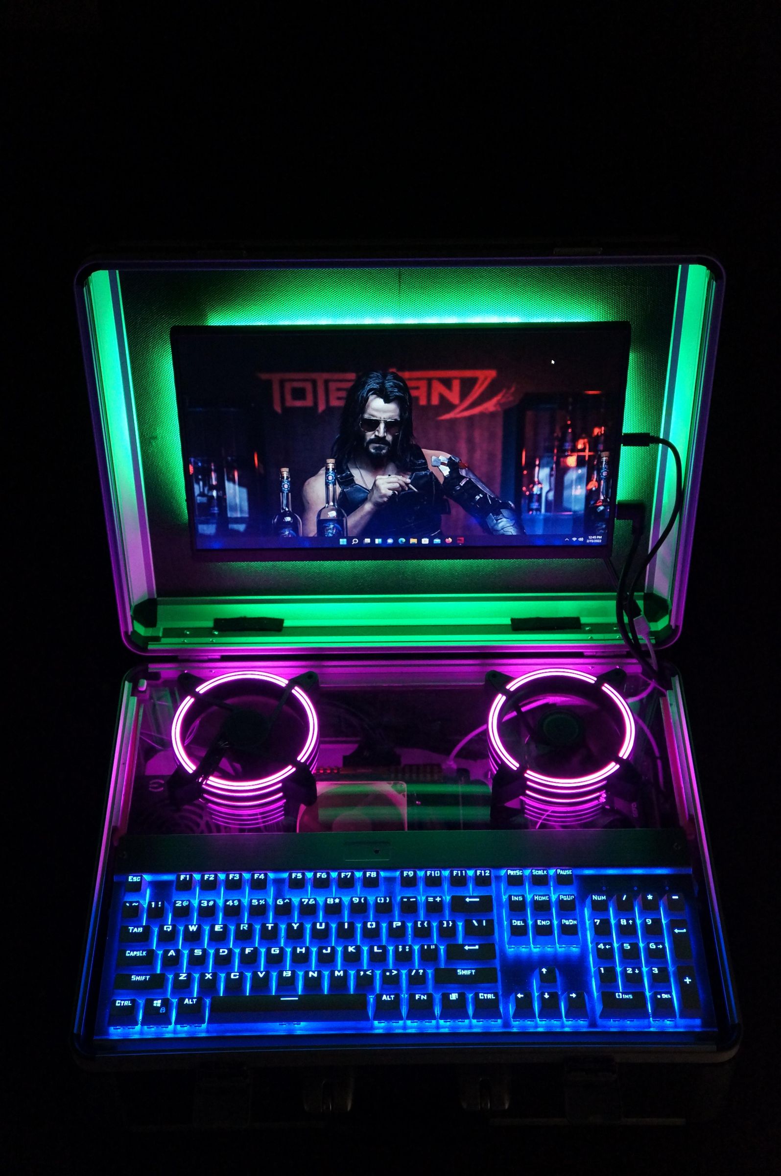 Cyberpunk Themed Briefcase Computer : 8 Steps (with Pictures ...