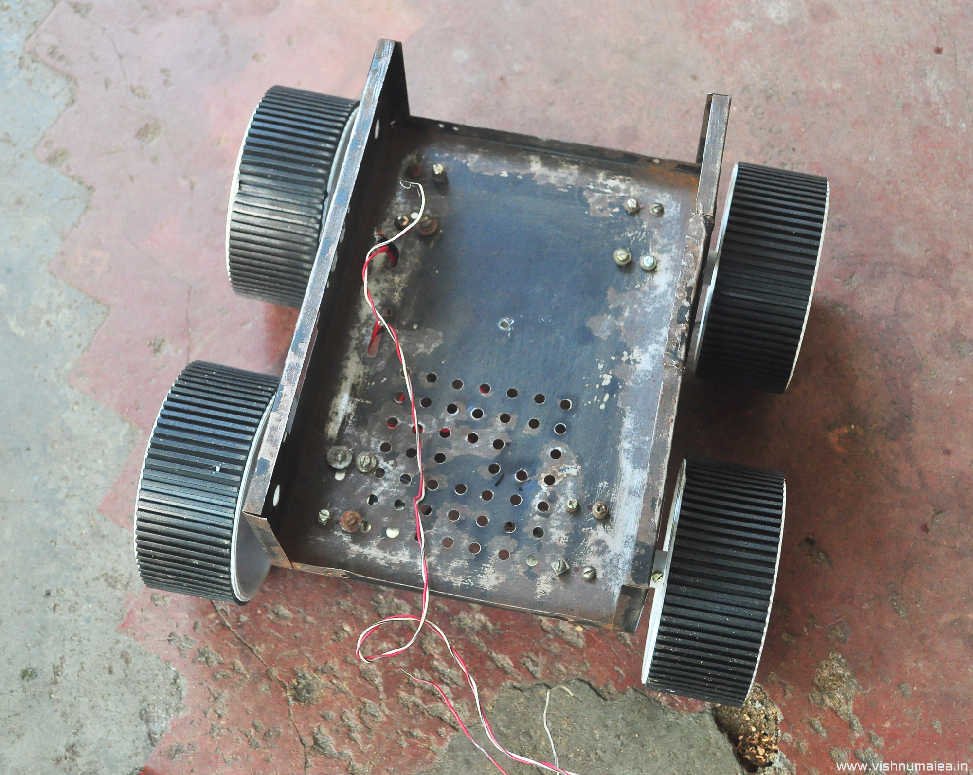 RC Four Wheel Ground Rover : 11 Steps (with Pictures) - Instructables