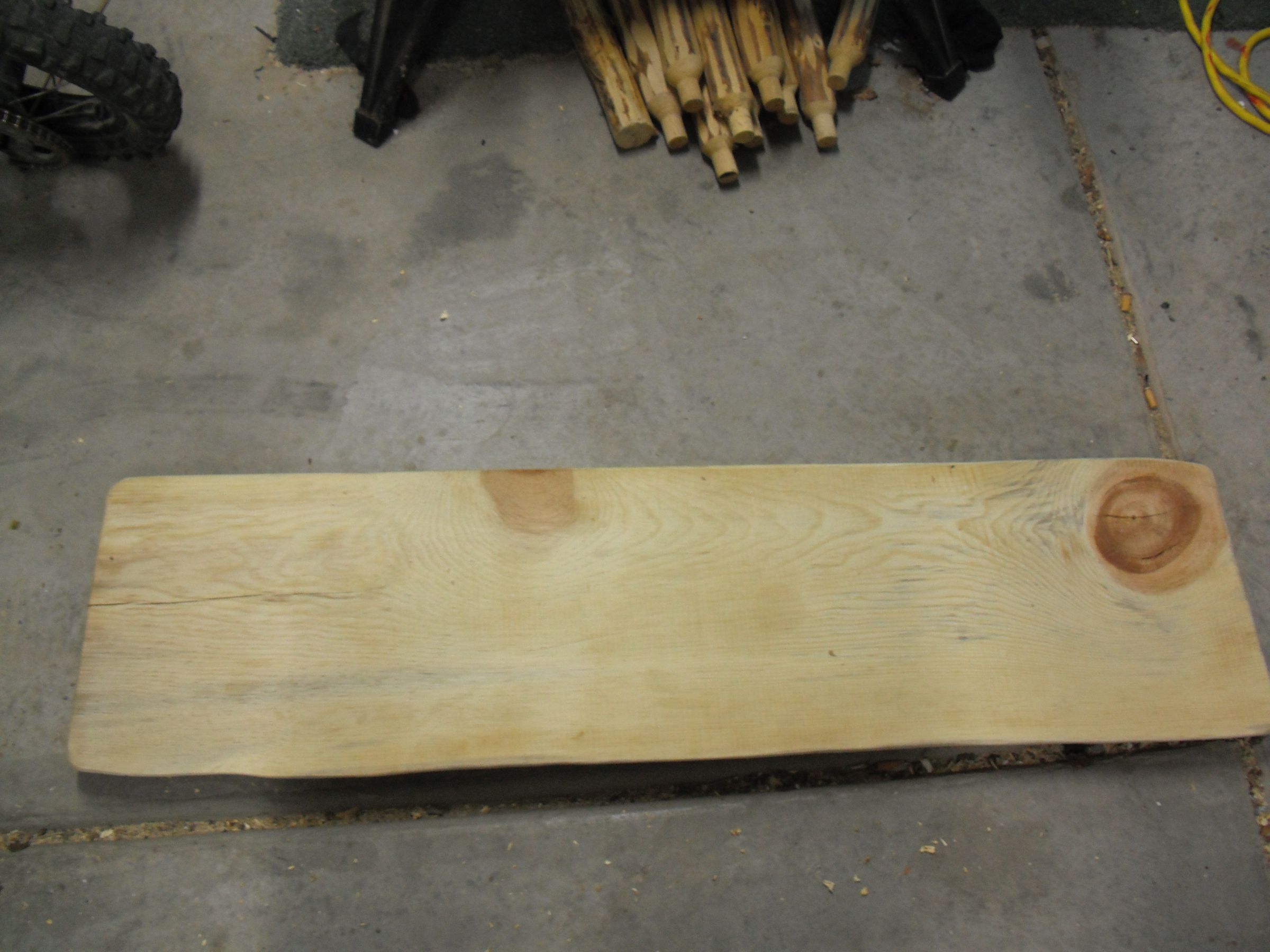 How to Build a Custom Pine Log Table : 7 Steps - Instructables