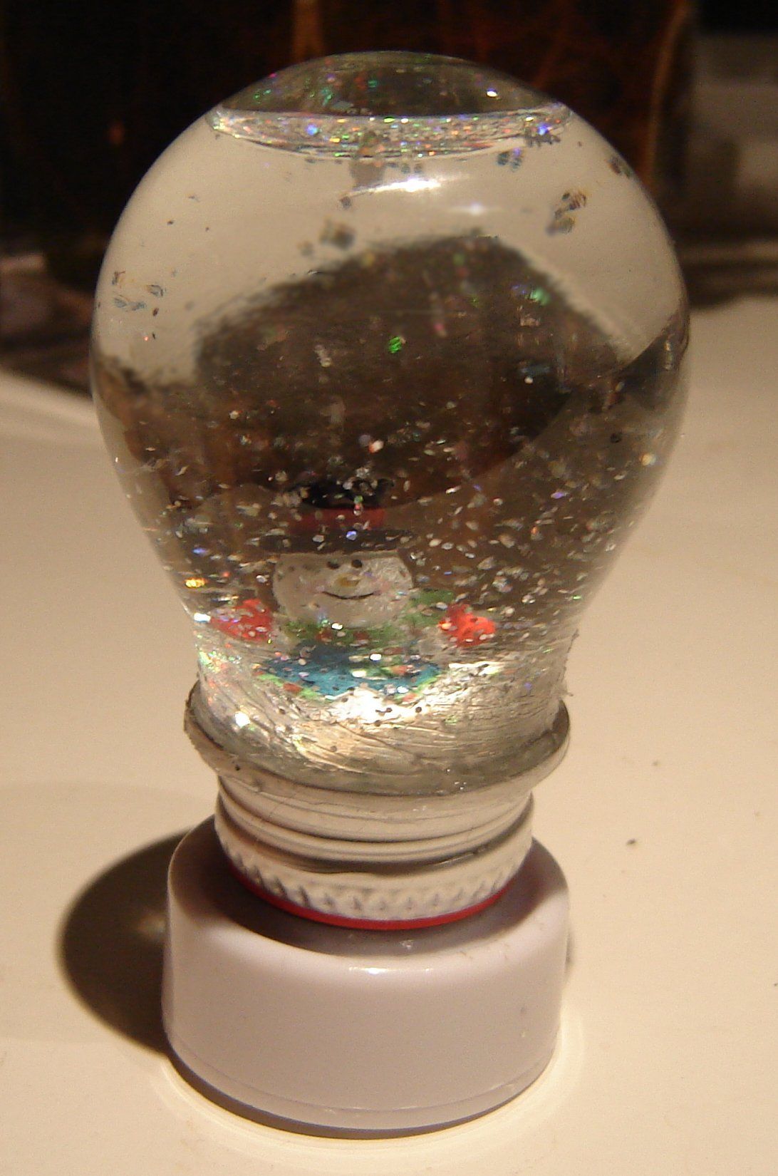 Light Bulb Snow Globes : 8 Steps (with Pictures) - Instructables