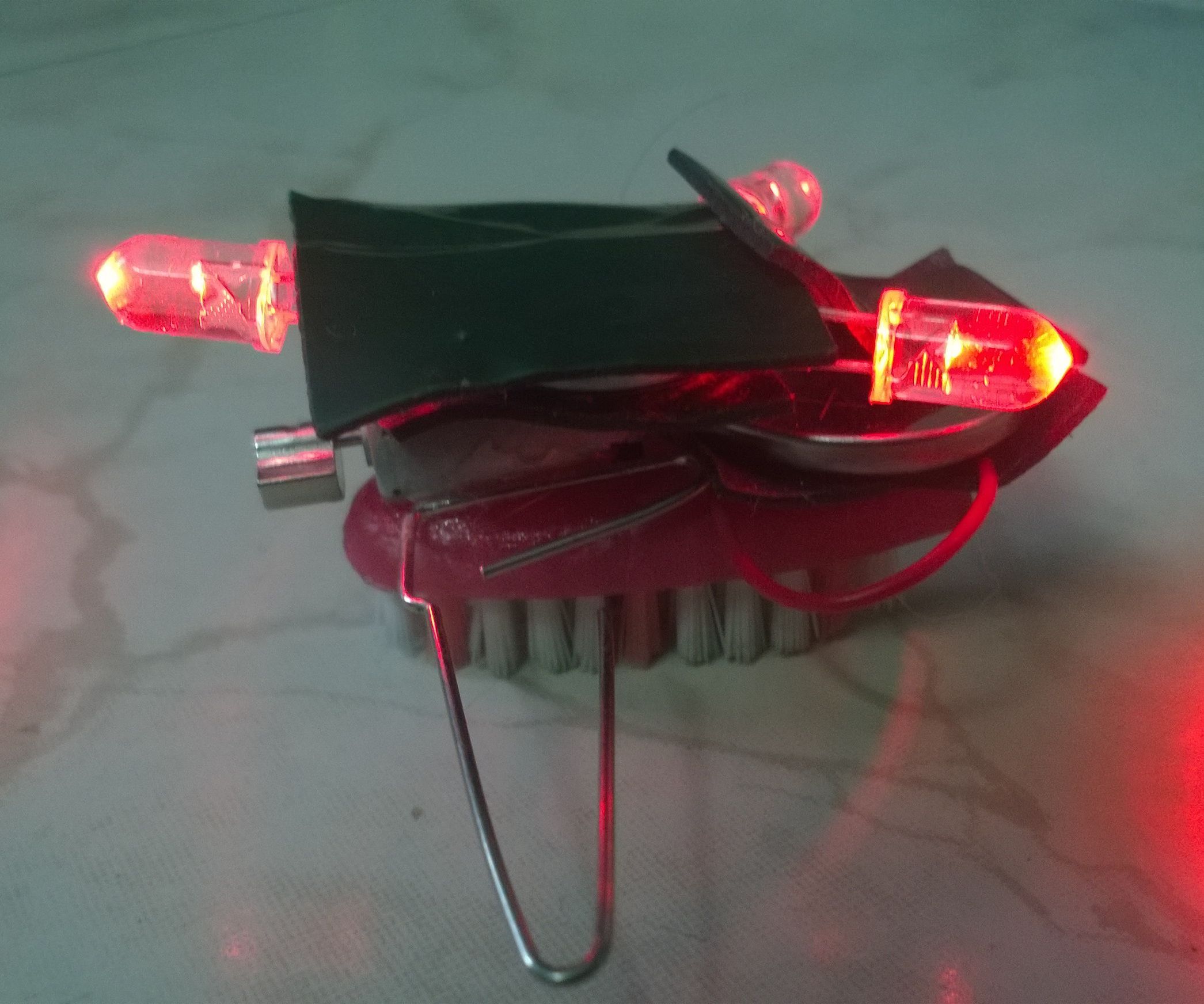 Bristle Bot Version 2 : 4 Steps - Instructables