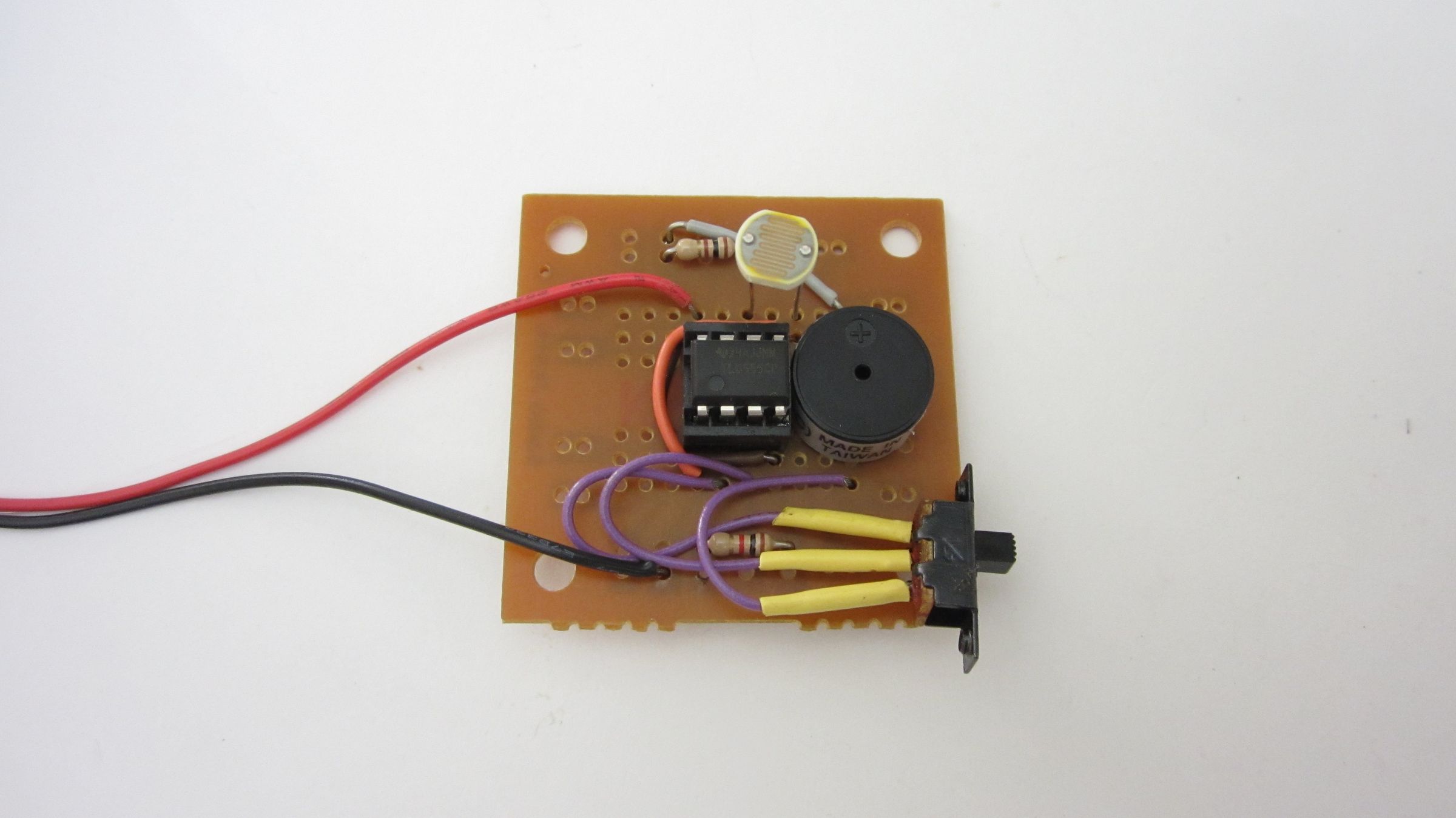 Laser Tripwire Alarm : 9 Steps (with Pictures) - Instructables