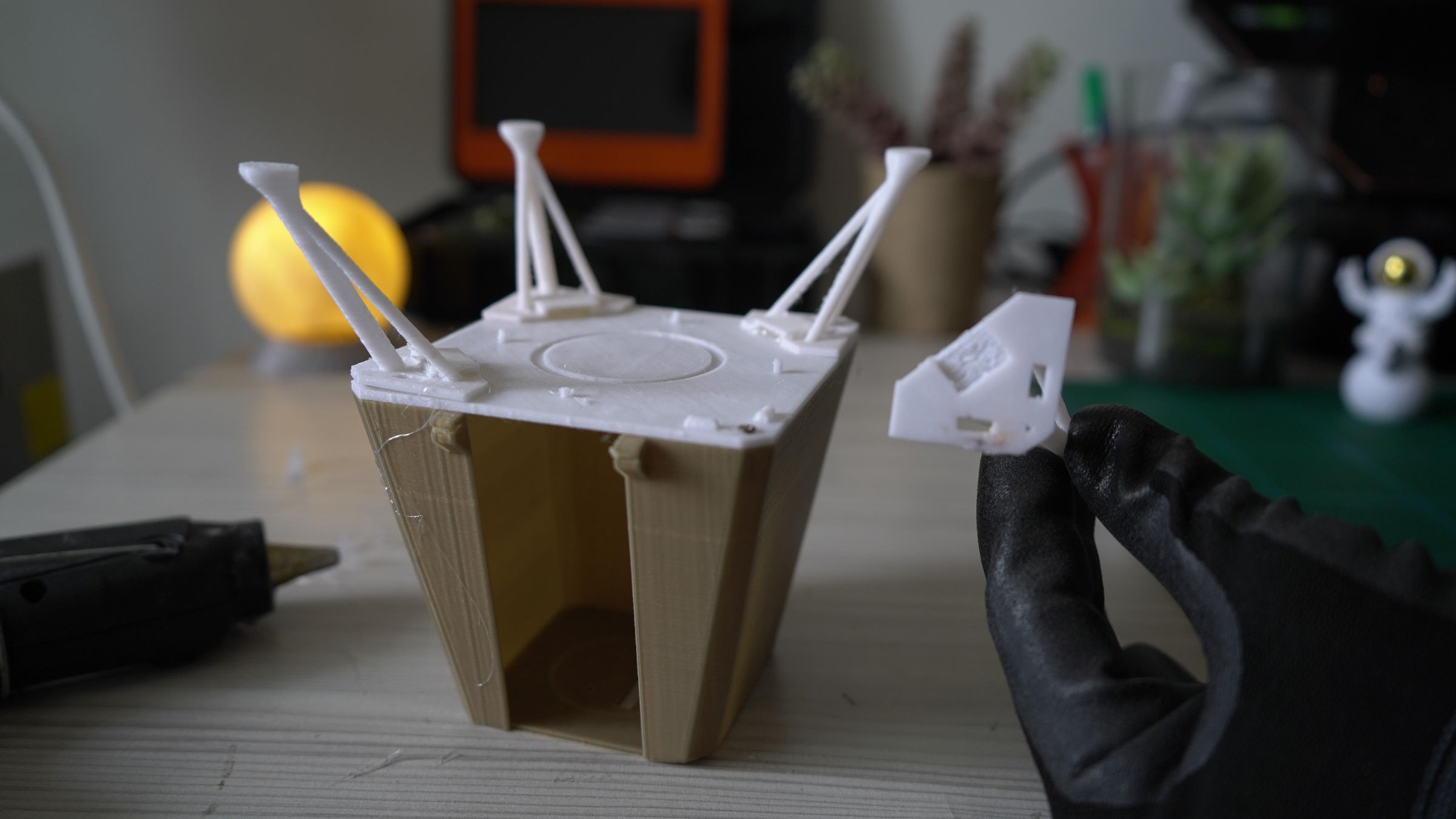 Moon Lander Simulator : 9 Steps (with Pictures) - Instructables