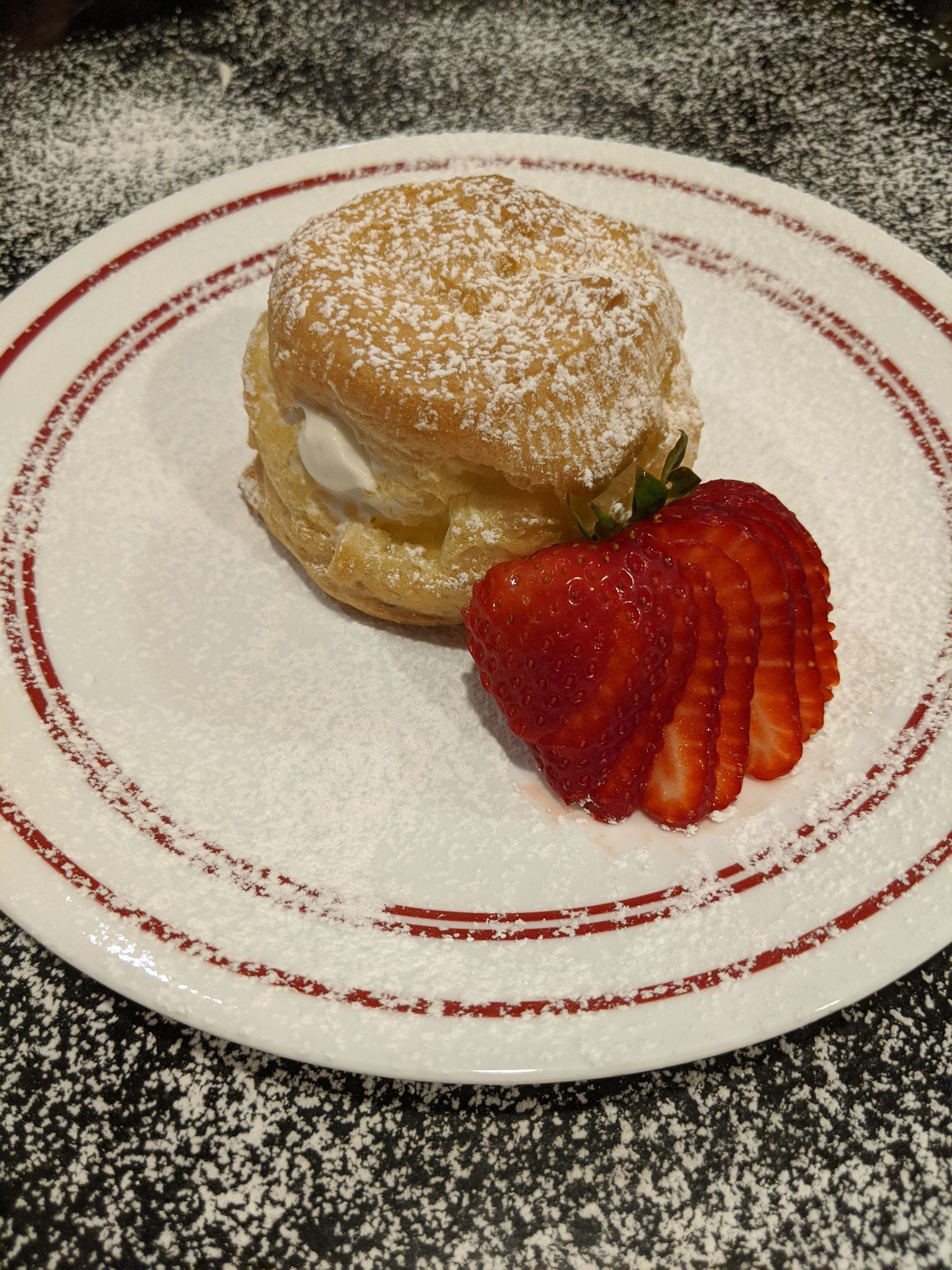 Mega Cream Puffs : 13 Steps (with Pictures) - Instructables