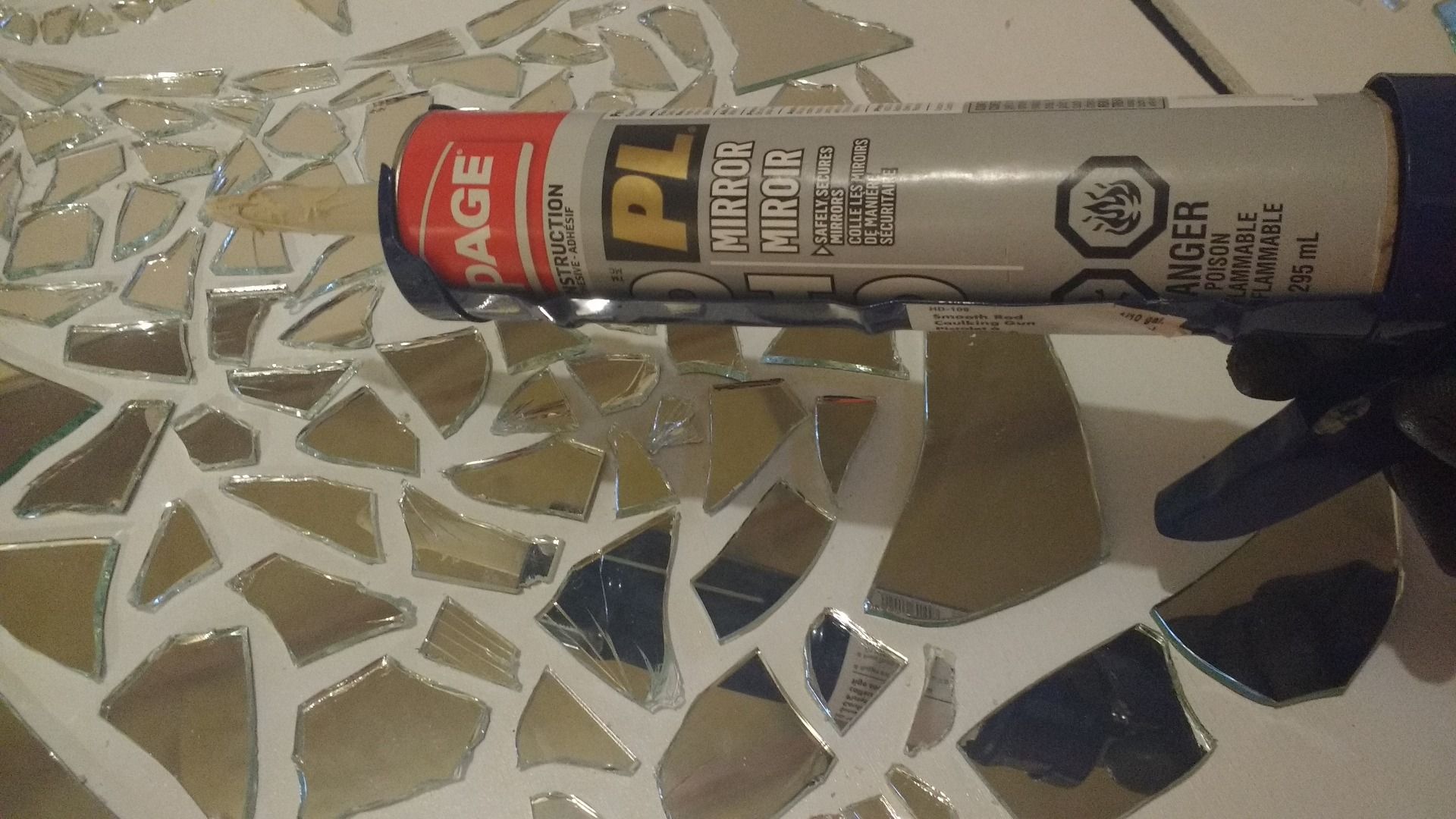 Broken Mirror Art! : 4 Steps (with Pictures) - Instructables