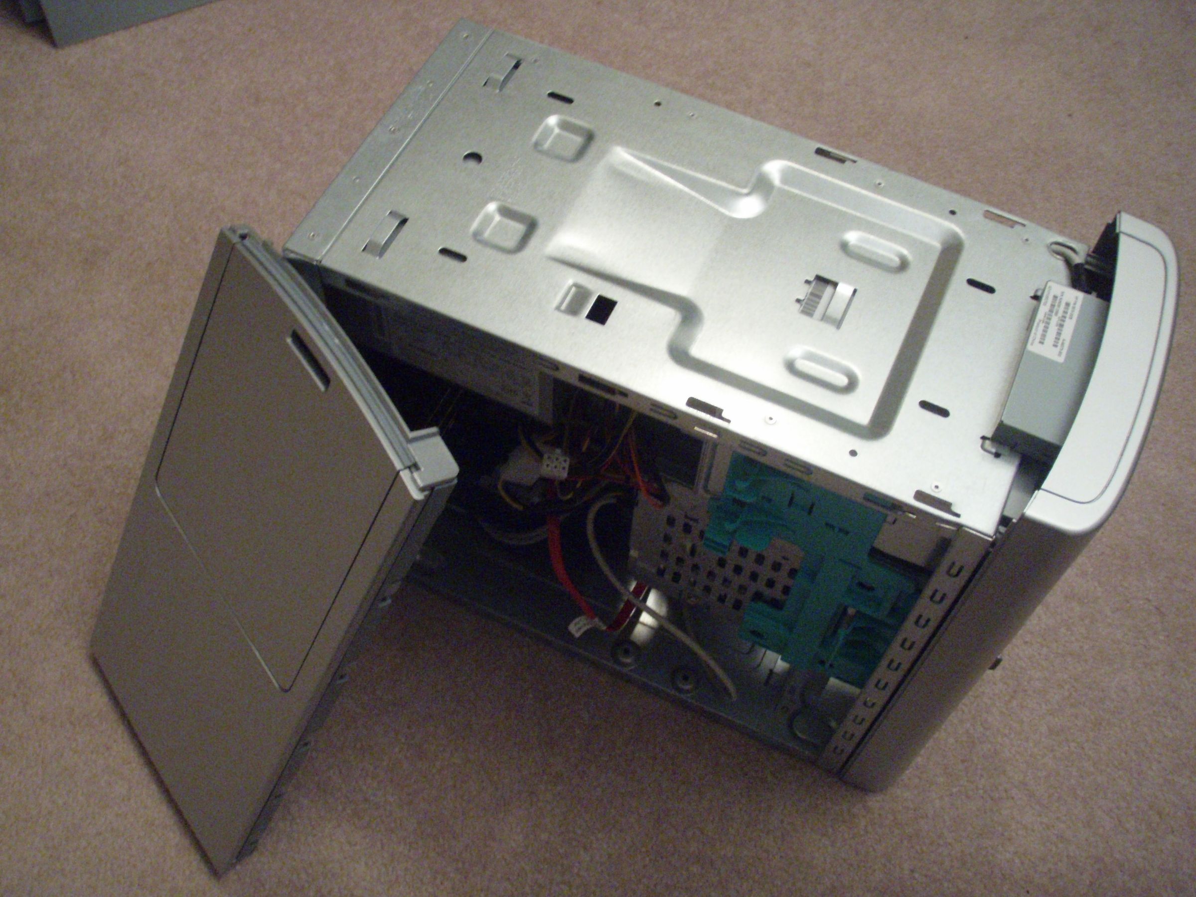 How to Disassemble a Computer : 16 Steps (with Pictures) - Instructables