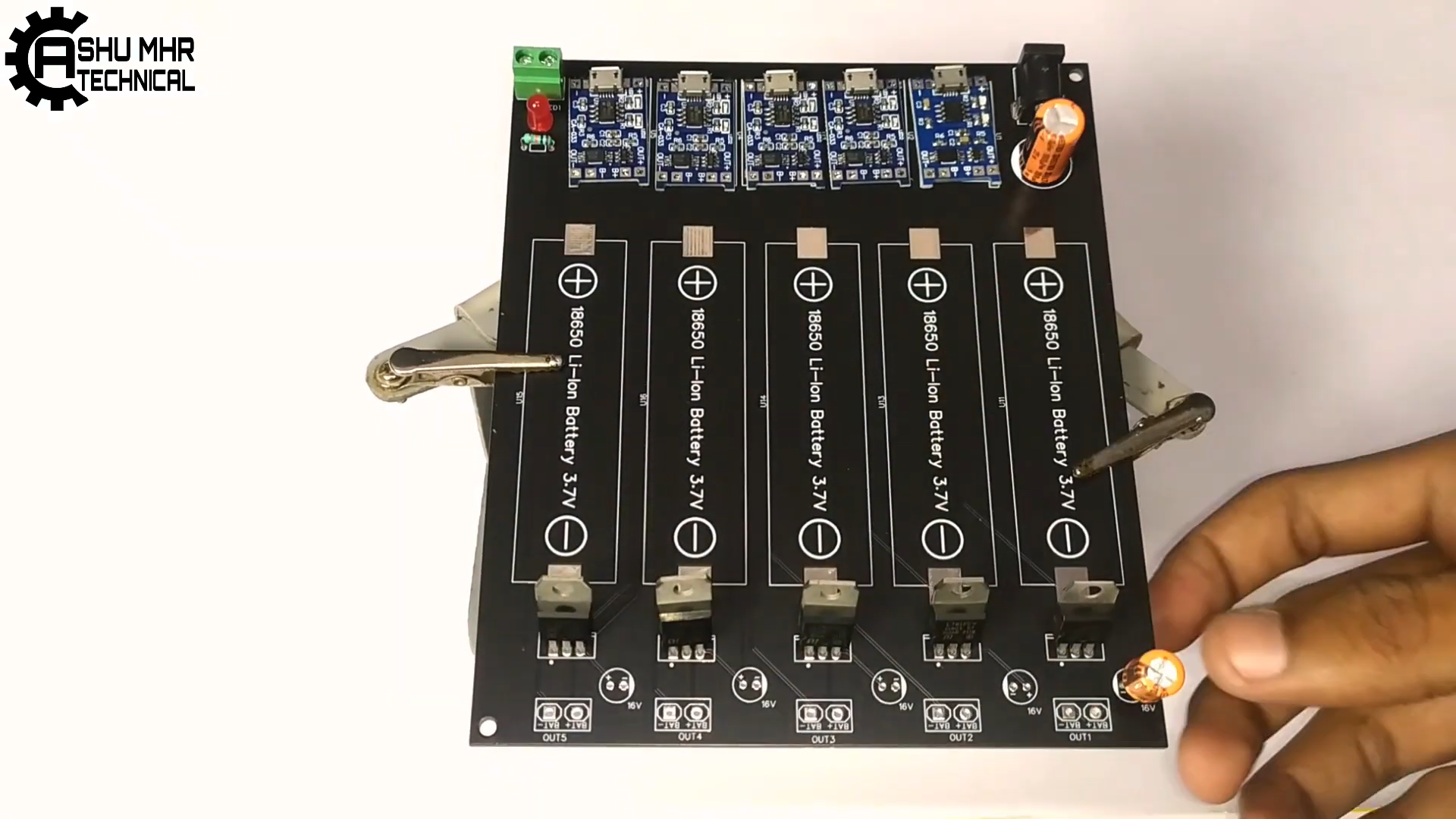 DIY 18650 Battery Charging Station : 6 Steps - Instructables