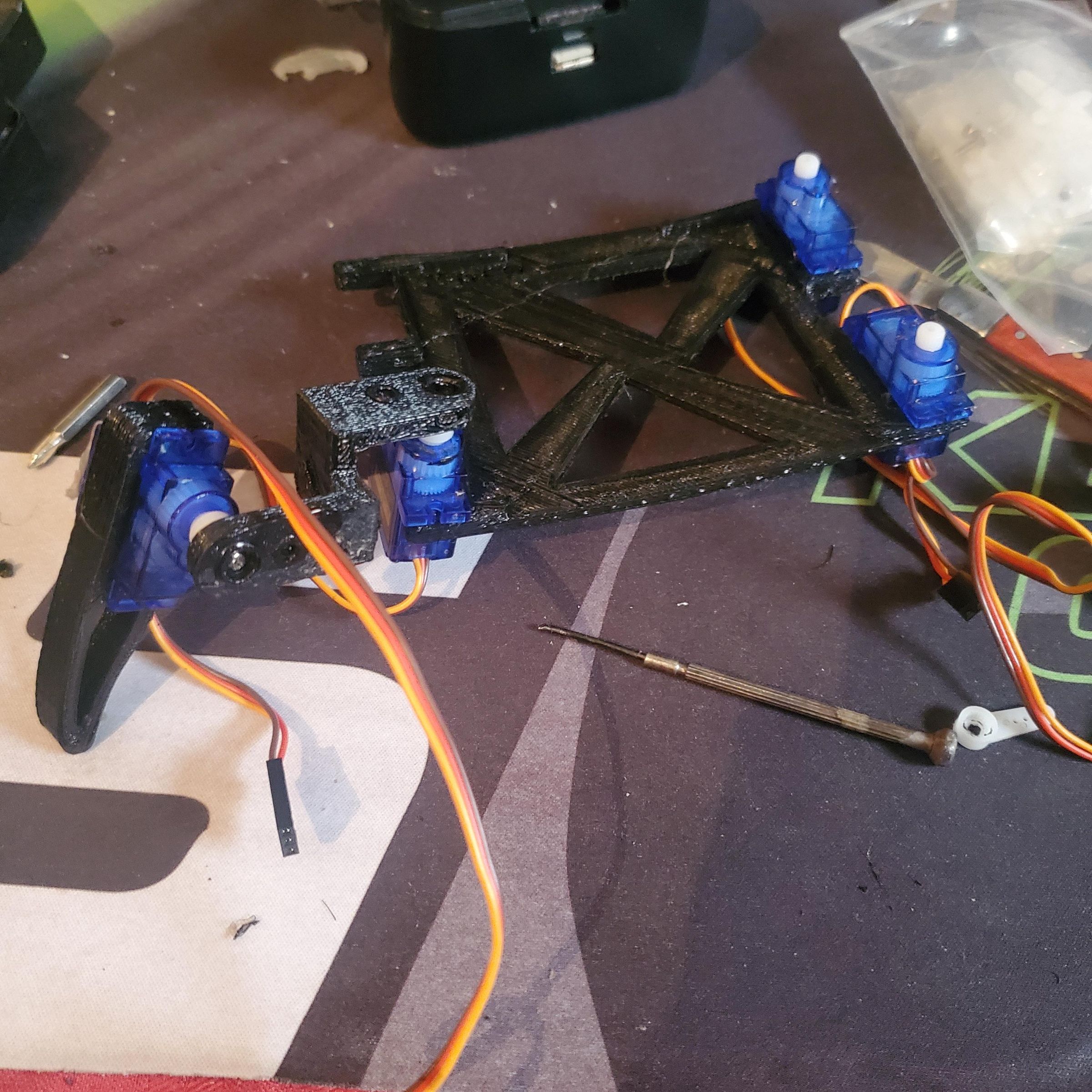 Spider Robot DIY (Quadruped) : 4 Steps (with Pictures) - Instructables