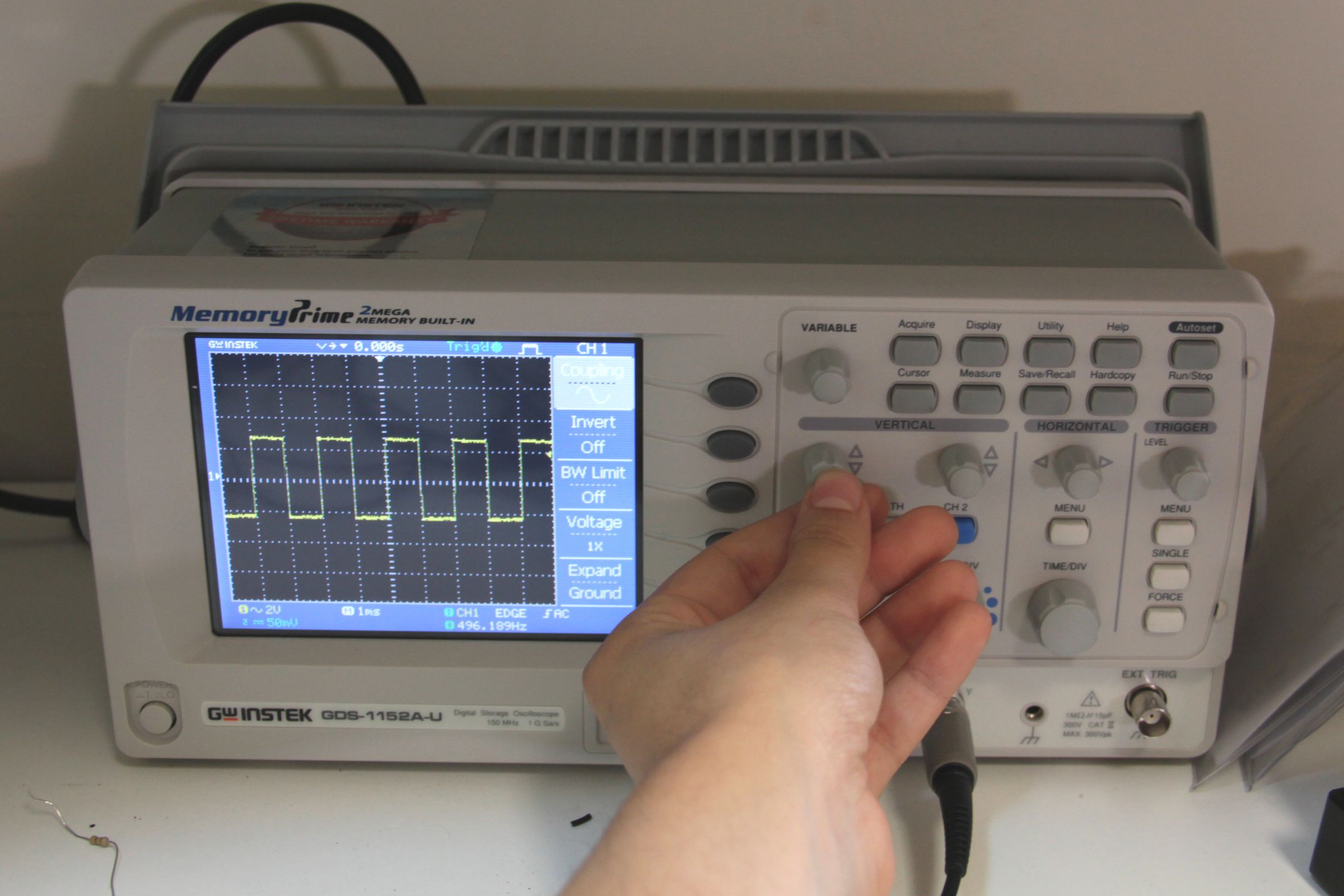 Oscilloscope How To : 10 Steps (with Pictures) - Instructables