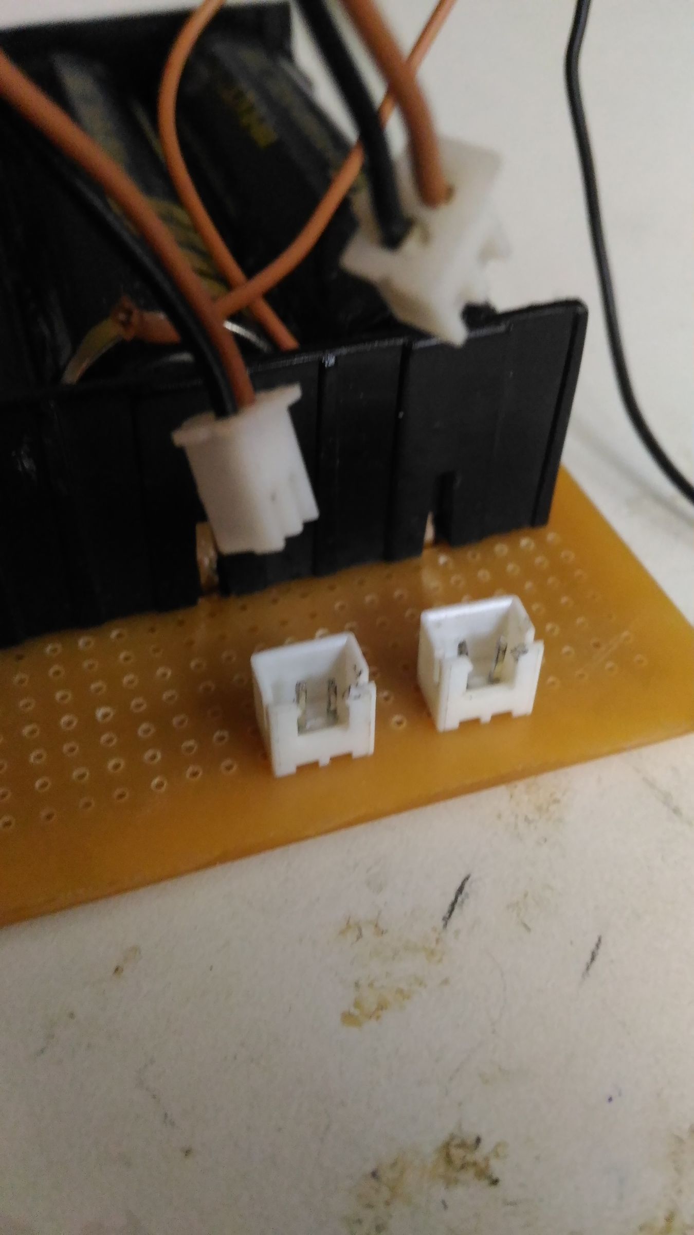 How to Connect Li Ion Battery in Parallel and in Series. : 5 Steps ...