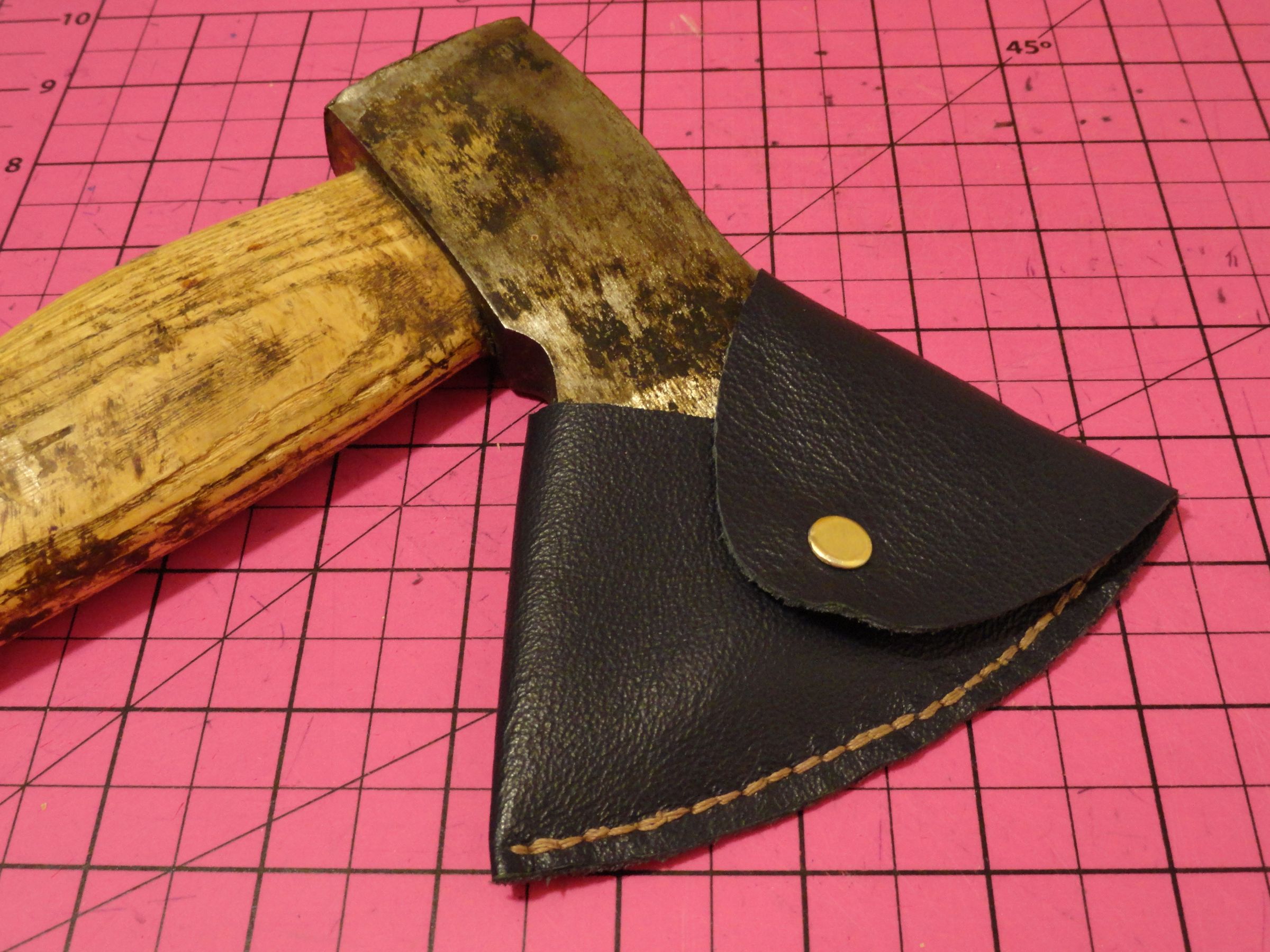 Leather Hatchet Sheath : 9 Steps (with Pictures) - Instructables