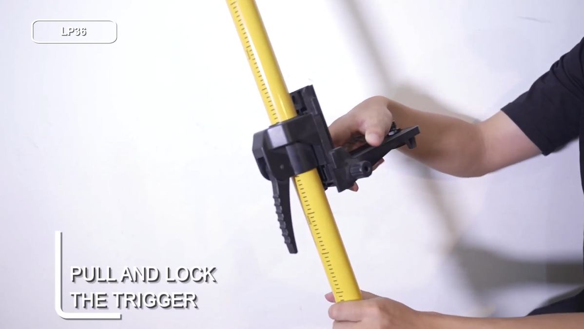 6 Steps to Learn How to Set Up a Tripod and Install the Level : 6 Steps ...