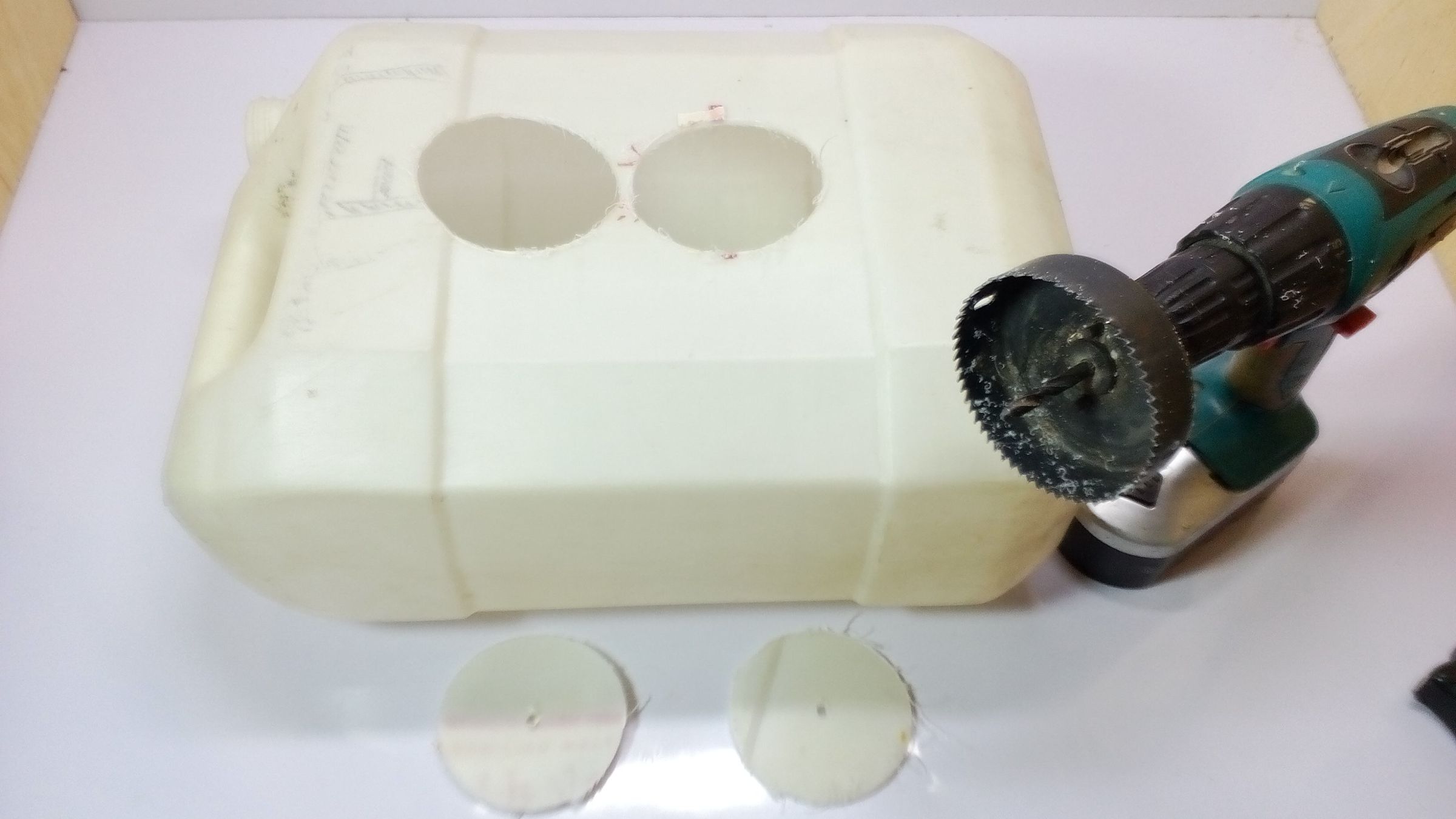 How to Make a Homemade Mini Air Cooler : 6 Steps - Instructables