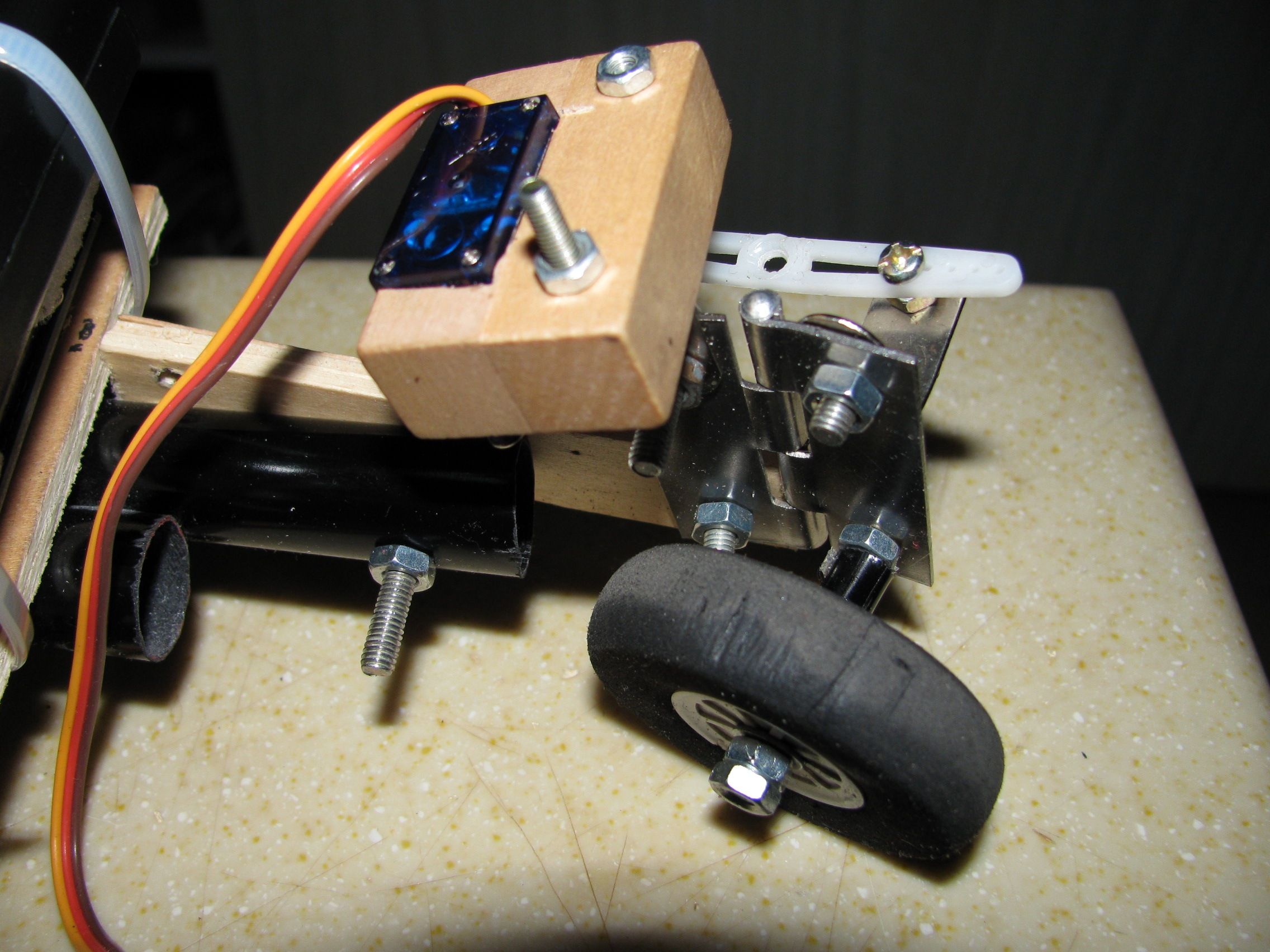 Gyro Stabilized Two Wheeler (V5) - Steerable - Instructables