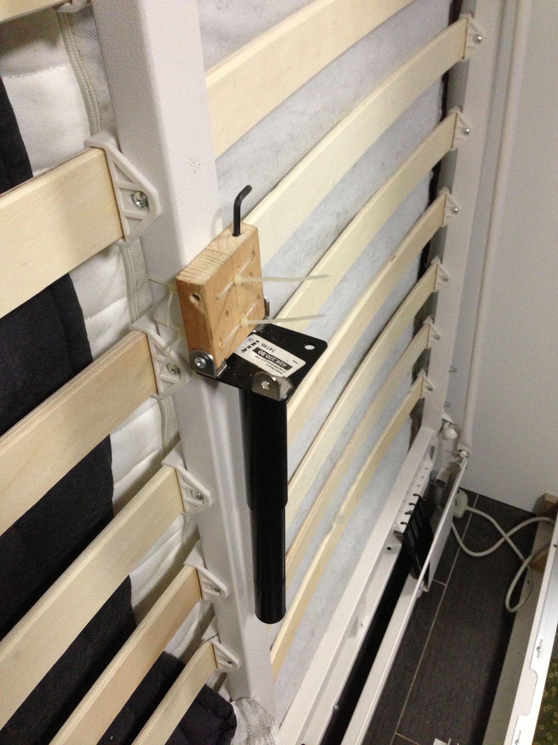 Wall Bed : 8 Steps - Instructables