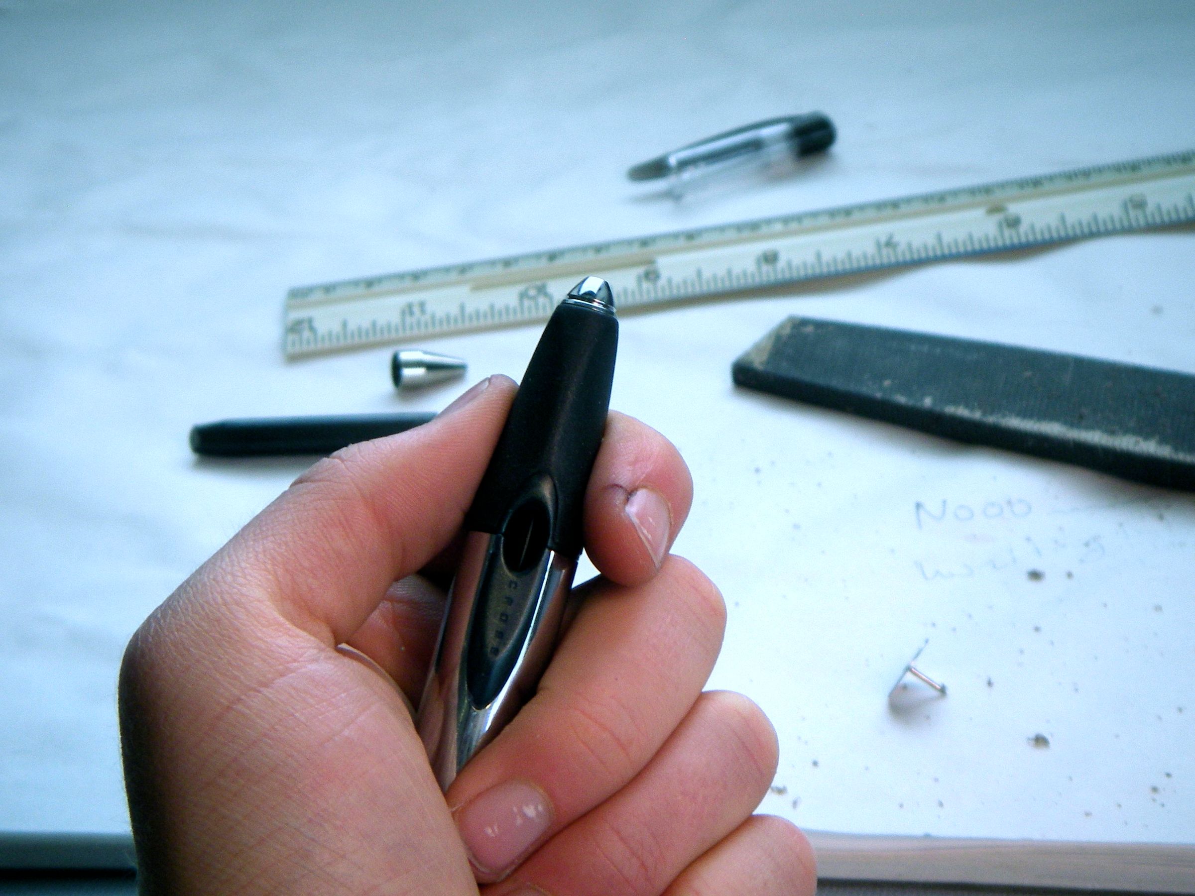 DIY Cross Ion Pen Refill (cheap!) : 6 Steps - Instructables