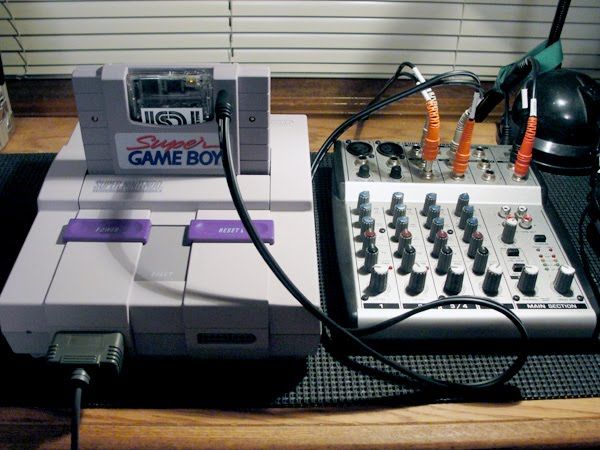 SNES Super Gameboy Line Out Audio Mod : 6 Steps (with Pictures ...