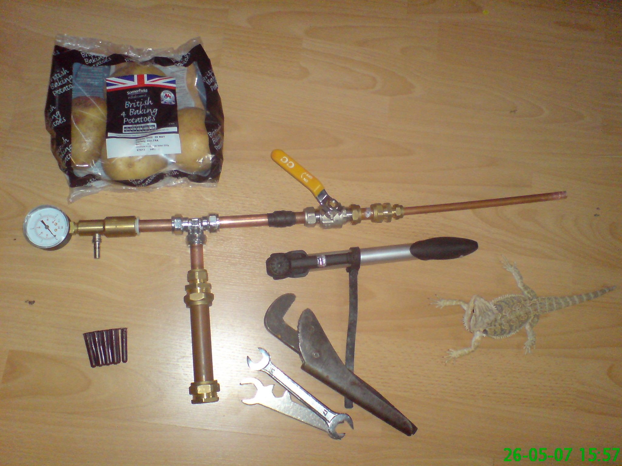 How to Make My Pneumatic Gun : 9 Steps - Instructables