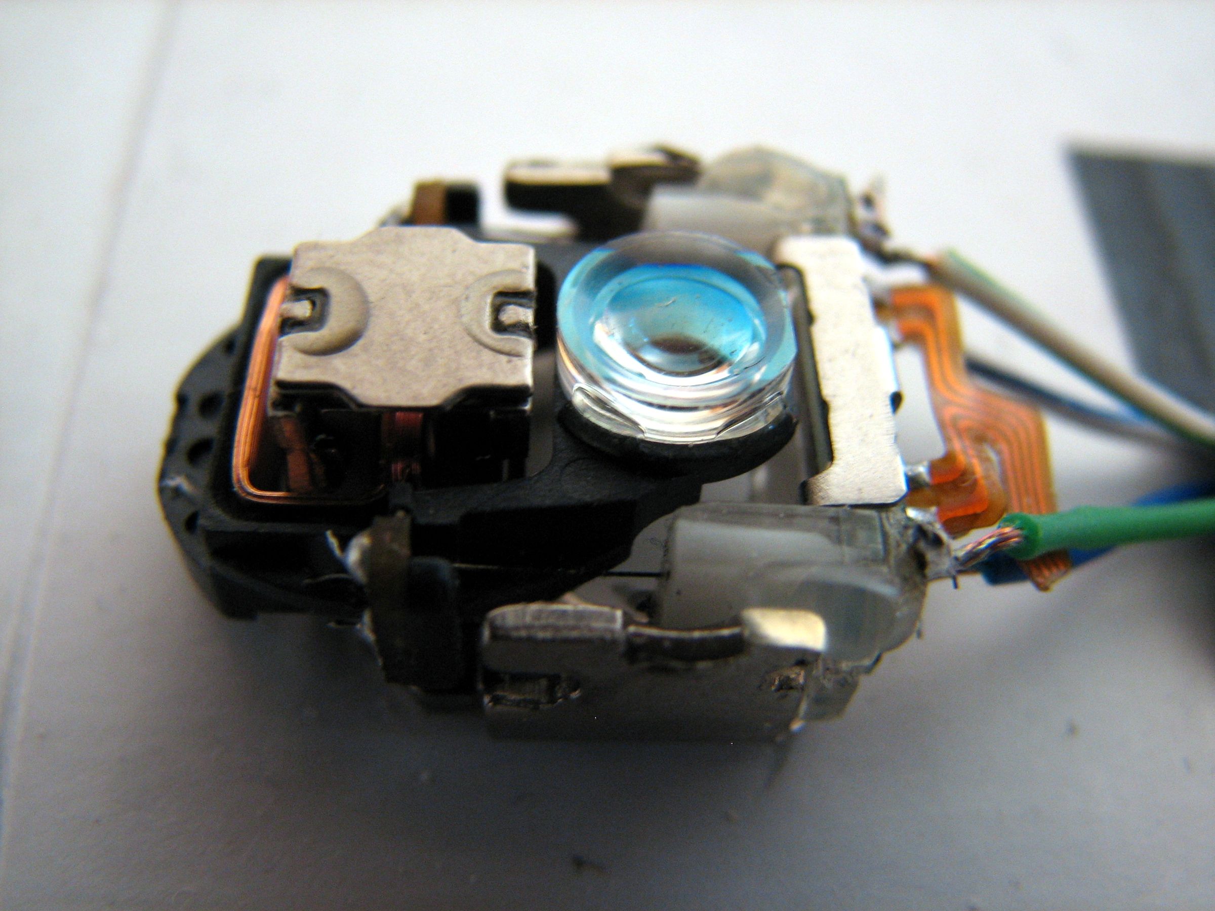 Micro LASER Show With a CD Lens Mechanism : 9 Steps (with Pictures ...