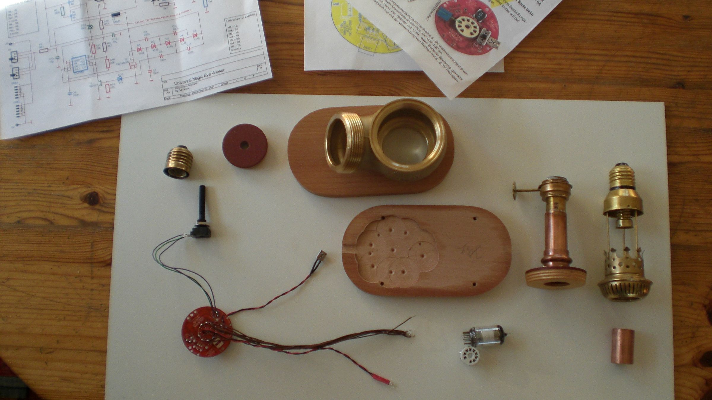 Steampunked Magic Eye Winker Powered by Batteries and USB-connected ...