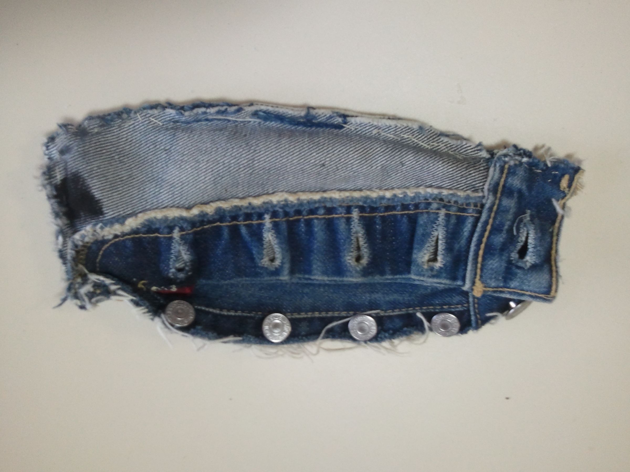 Levi's Button Fly Pencil Case - Instructables