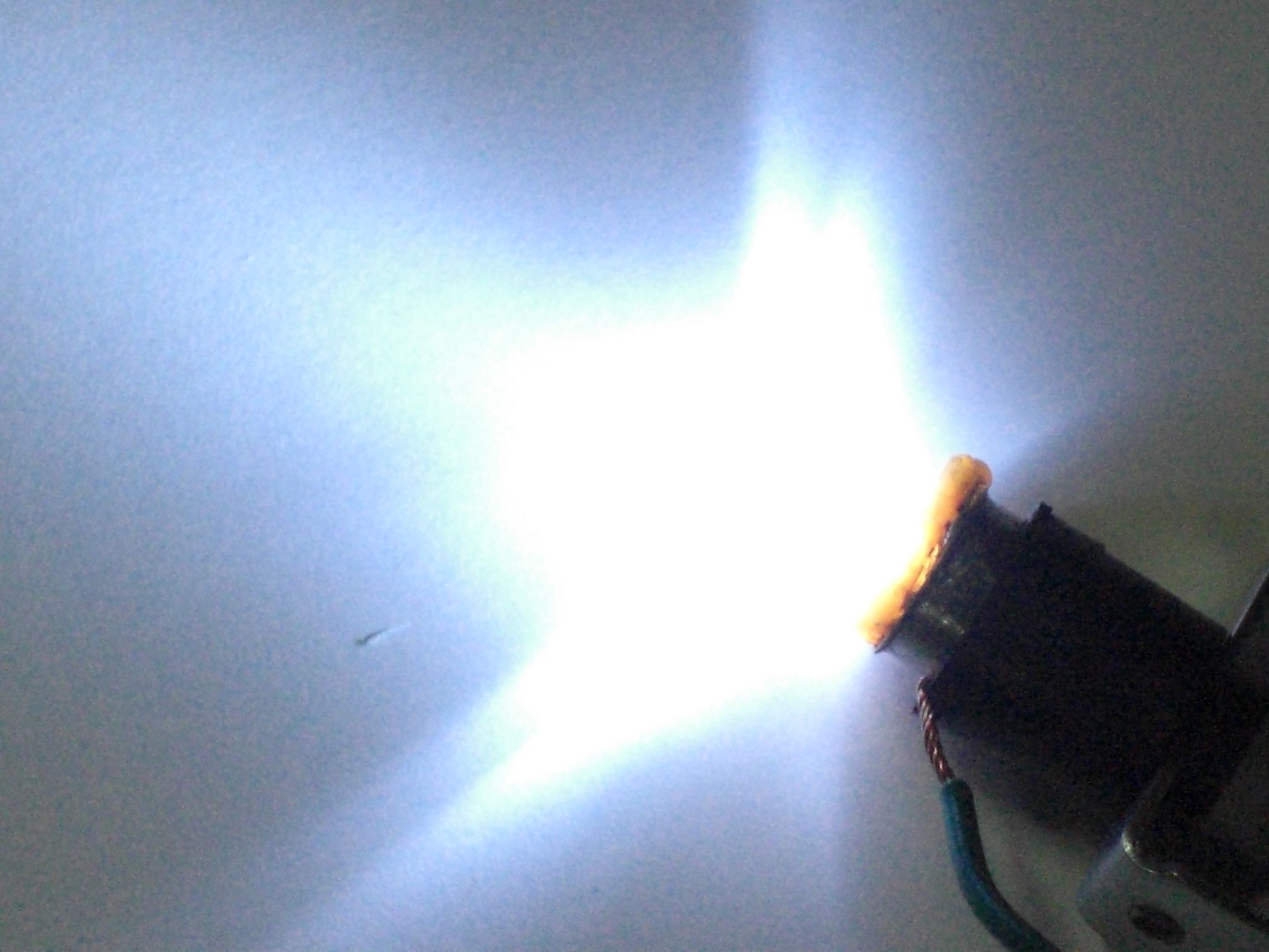 Retrofitting LEDs in a Dynamo Bulb : 12 Steps (with Pictures ...