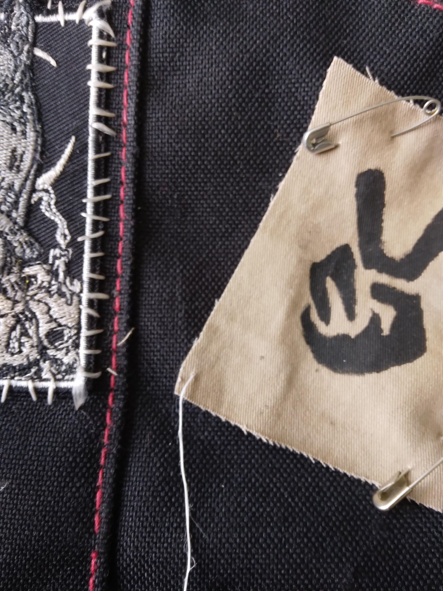How to Make a Punk Rock Patch!! : 8 Steps - Instructables