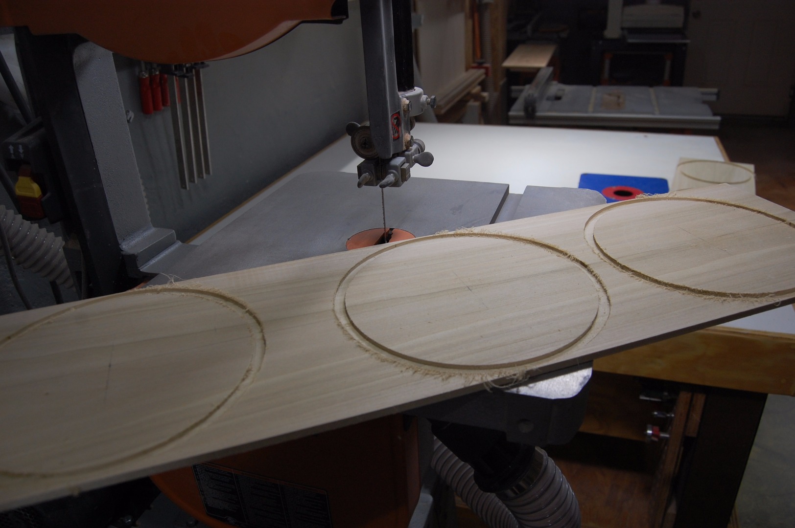 Diddley Bow : 17 Steps (with Pictures) - Instructables