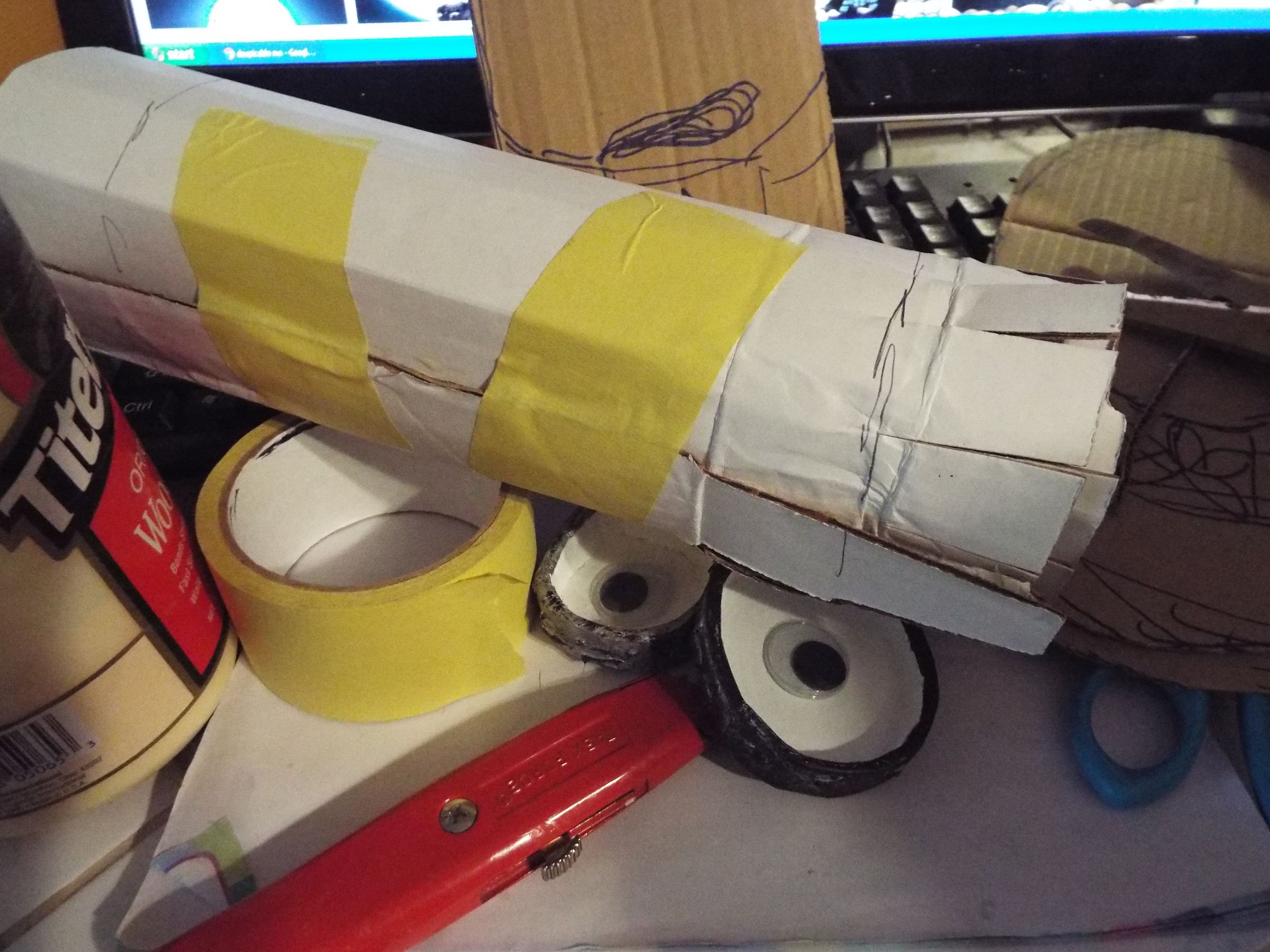 Ask an Engineer Despicable Me Minions Style Puppets : 7 Steps (with ...