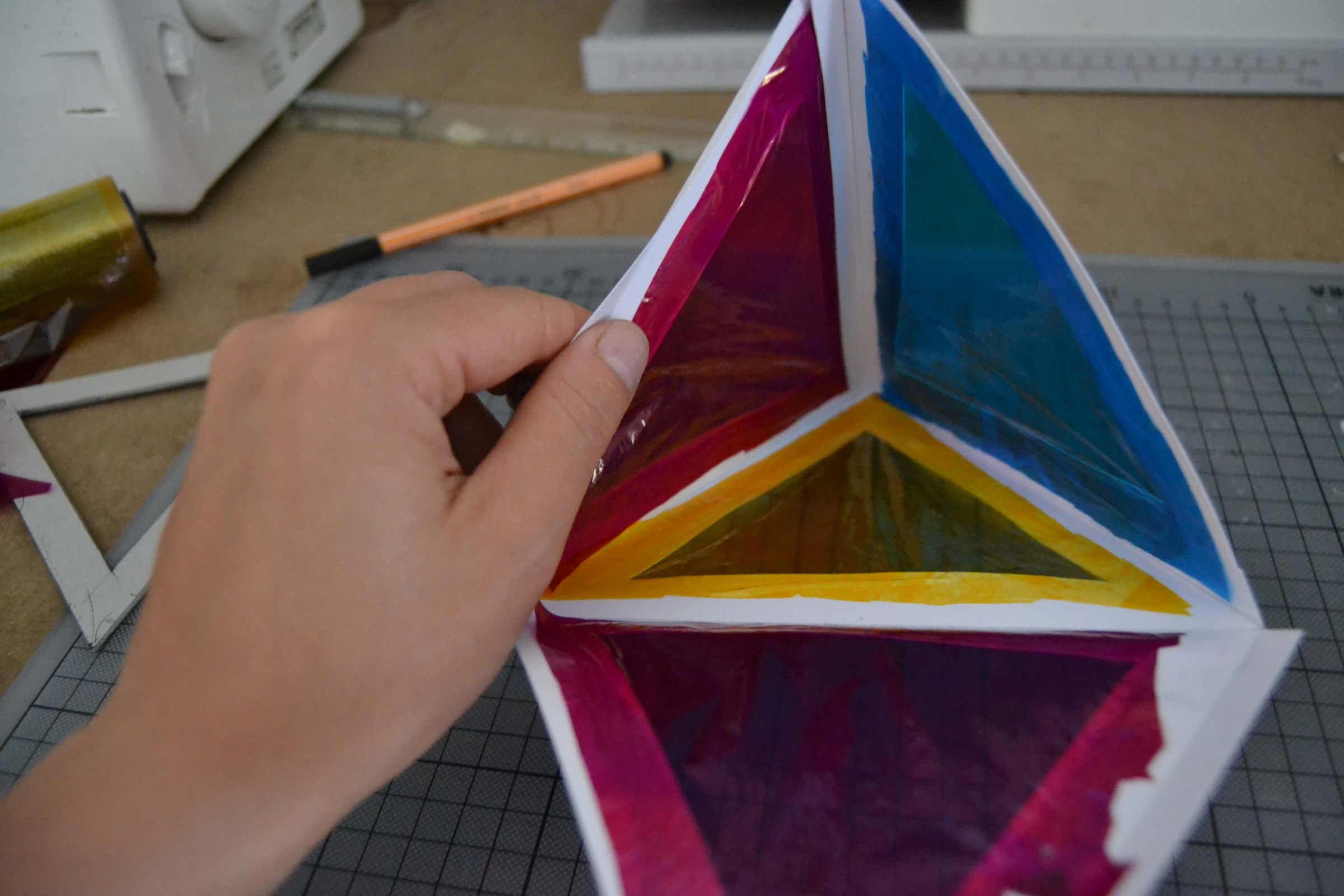 CMY Paper Platonic Solids : 7 Steps (with Pictures) - Instructables