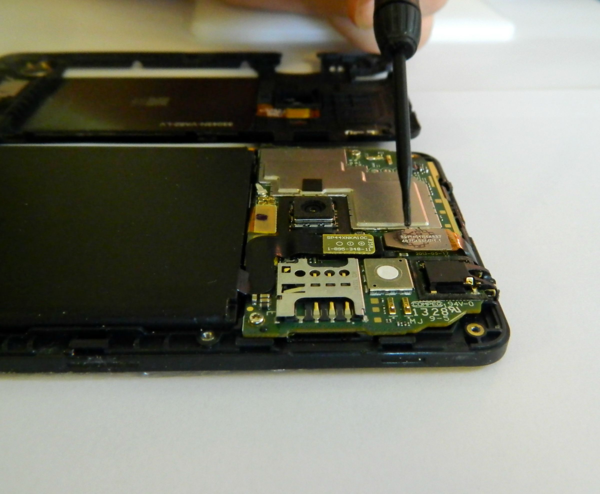 Replacing Broken Screen Glass : 4 Steps - Instructables