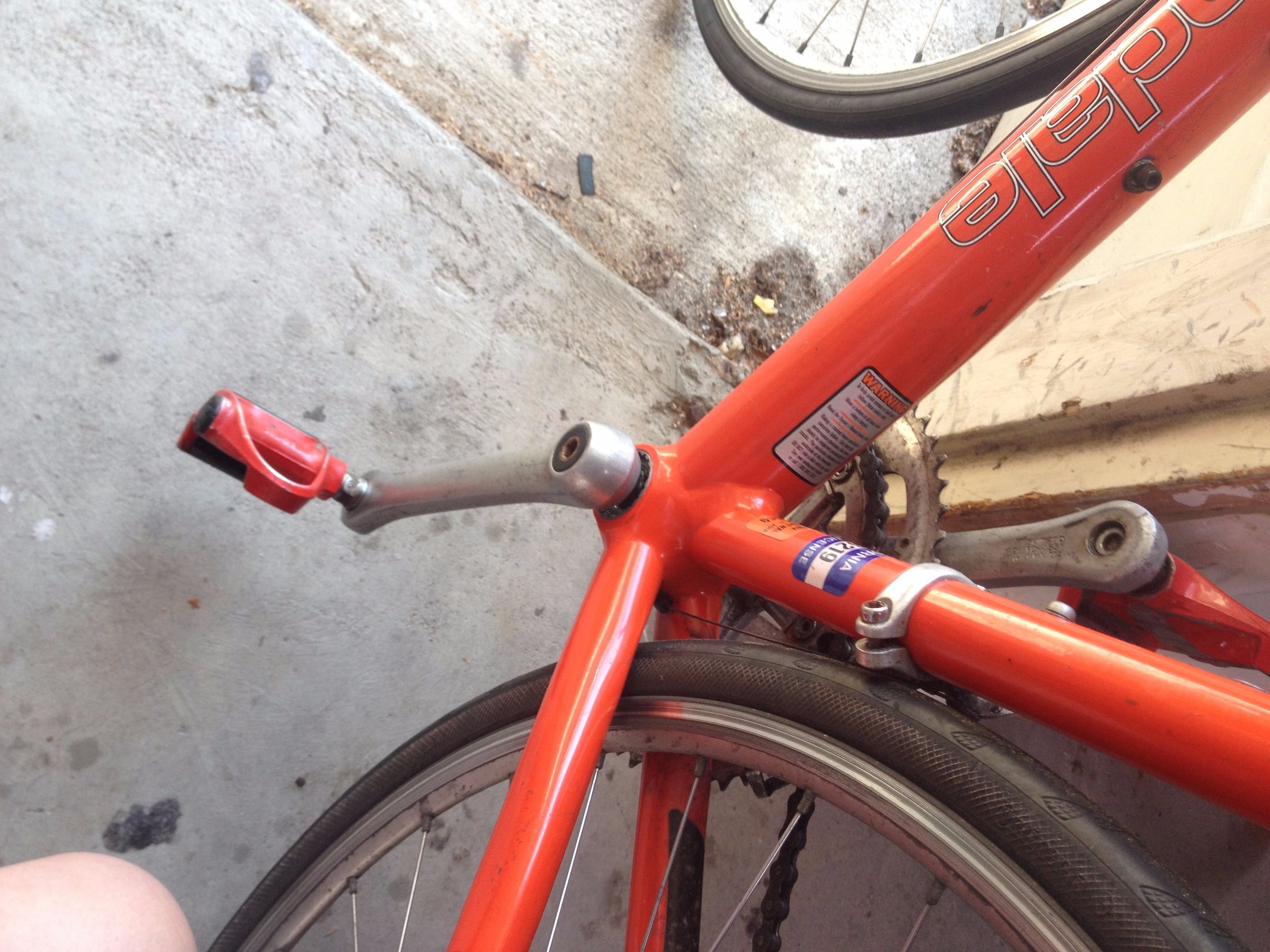 Installing Road Bicycle Bottom Bracket : 4 Steps (with Pictures ...