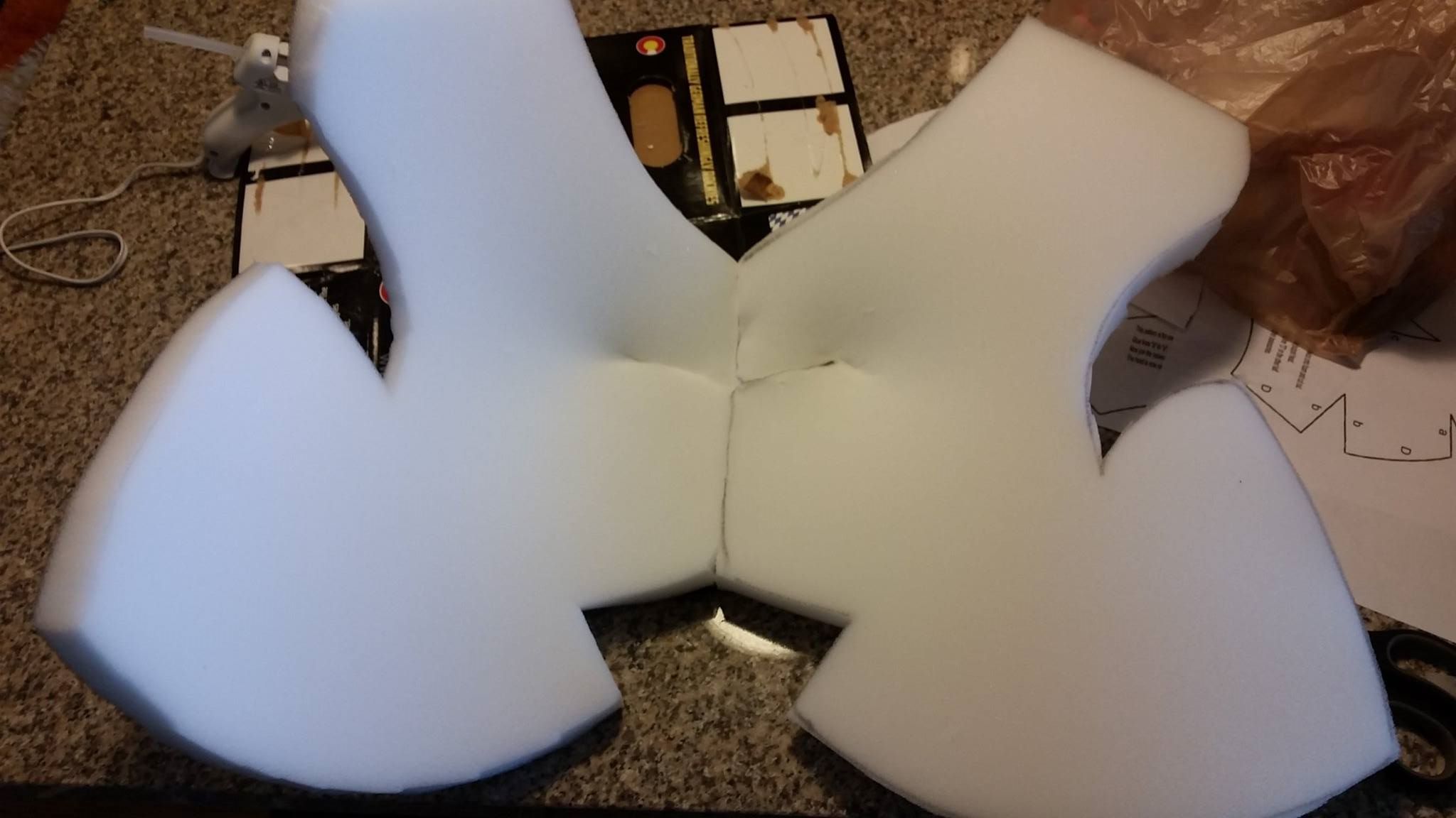 Two-Headed Monster Costume : 8 Steps (with Pictures) - Instructables