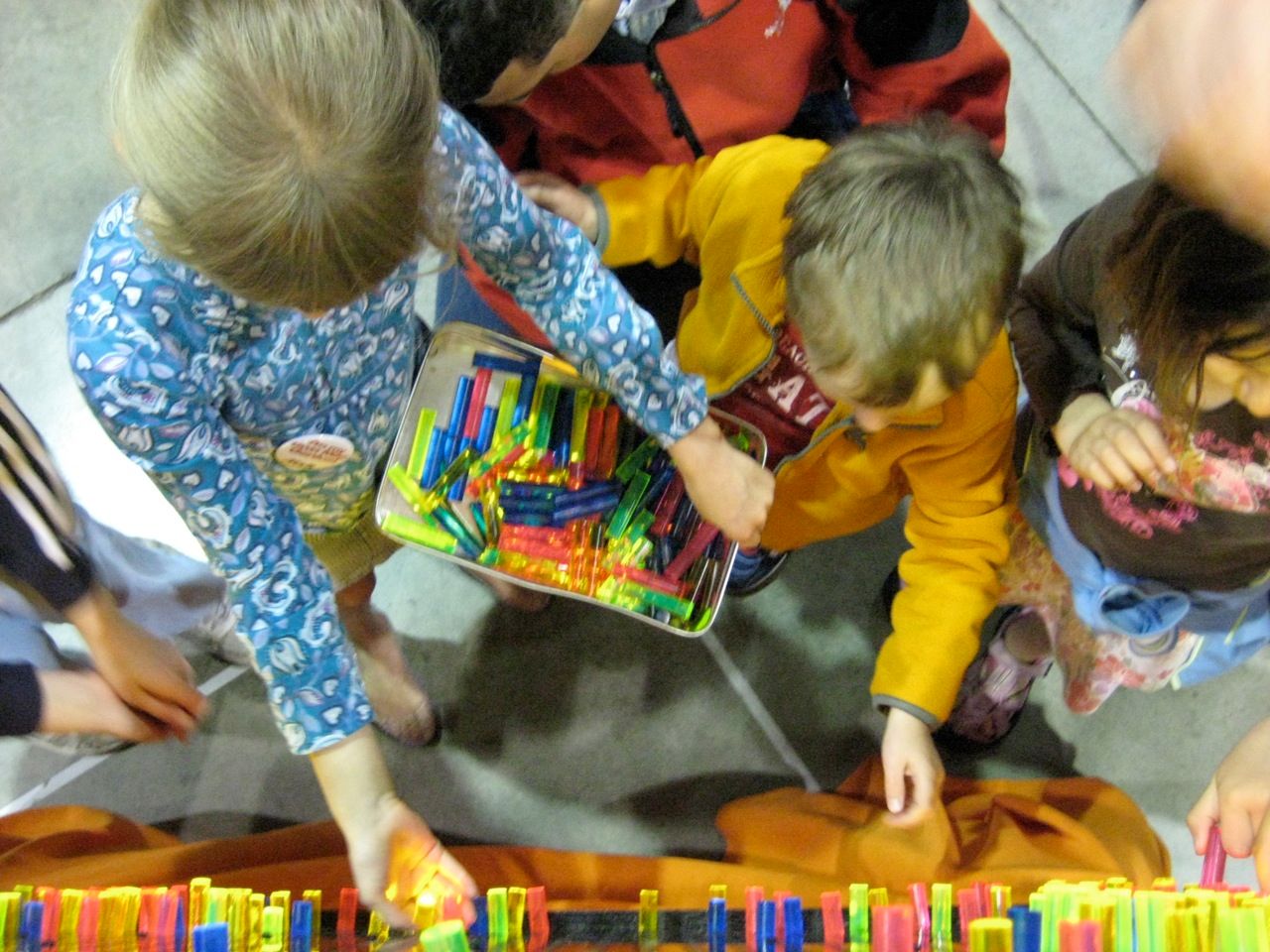 Giant Lite Brite : 9 Steps (with Pictures) - Instructables