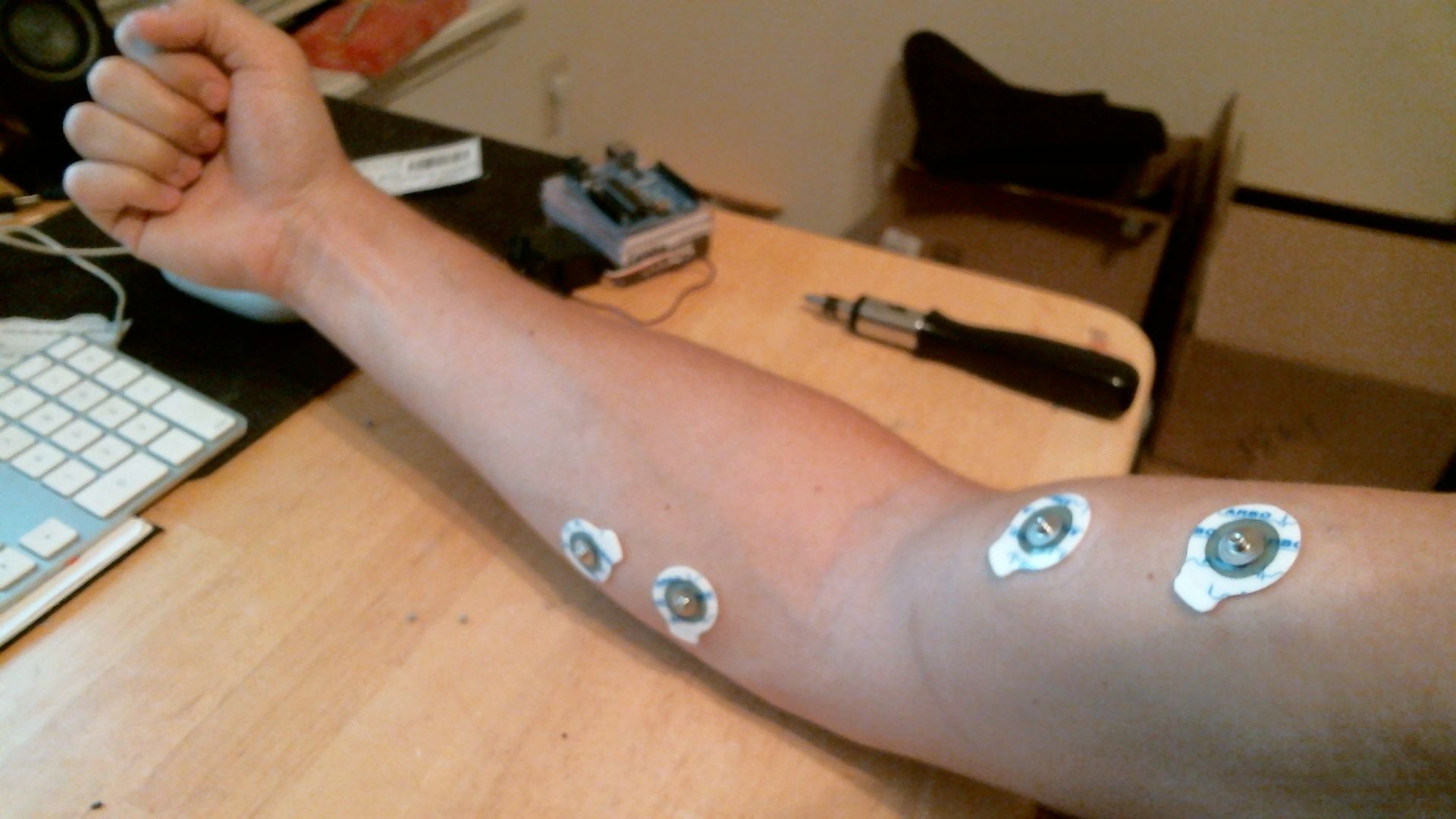 Bionic Iron Man Armor (w/ Sound Effects) : 36 Steps (with Pictures ...