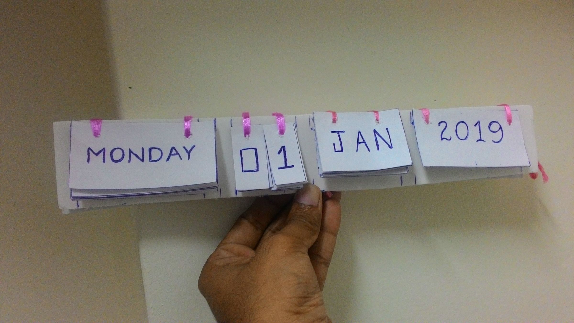 Convertible Timetable and Calendar for Classroom - Instructables