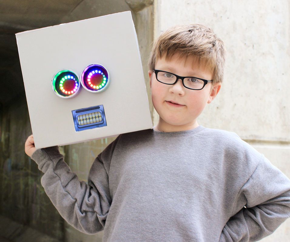Robot Mask With Neopixel Eyes, IPhone Mouth, and Voice Changer : 6 ...